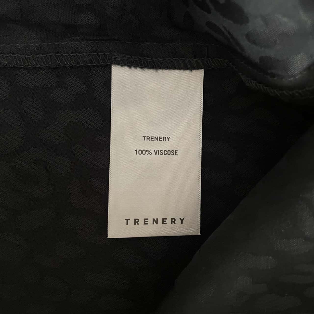 Trenery Womens Size XL Leopard Jacquard V-Neck Blouse Black NEW with Tags