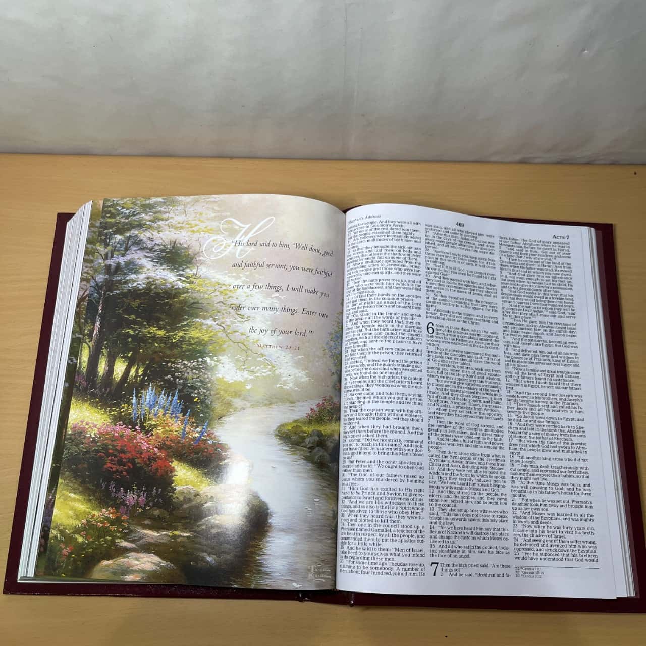 NKJV Lighting the way home , Family Bible