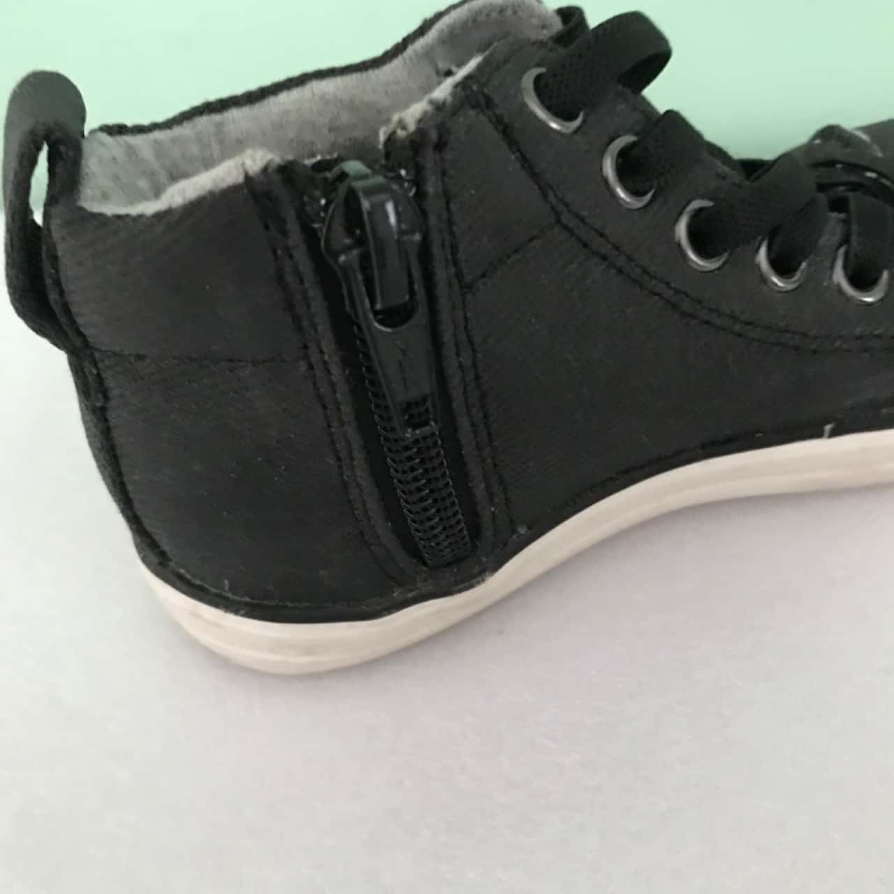 Seed Heritage Kids Size 25 Shoes Black with Side Zippers for easy on/off