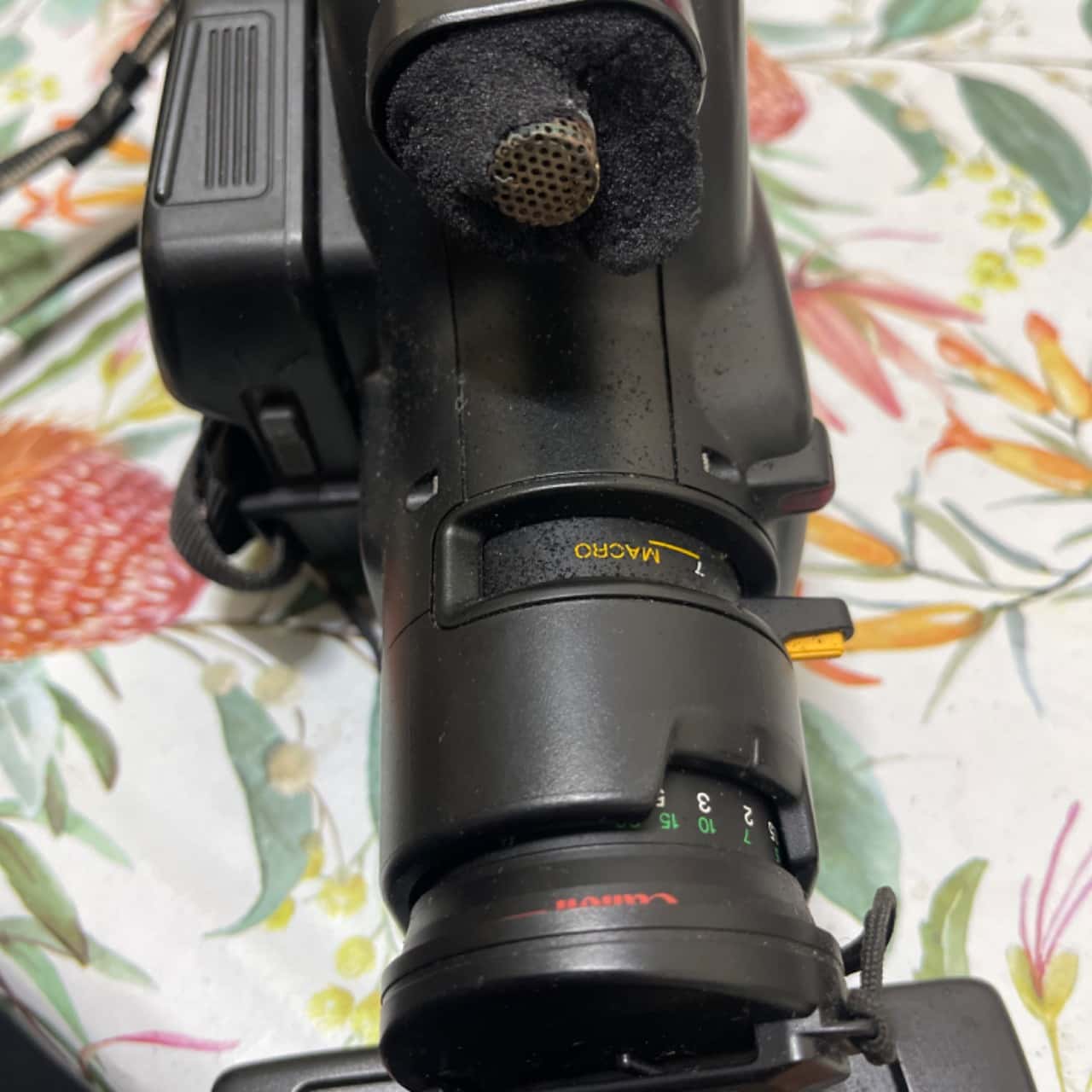 black cannon e60 conovision video camera with cream bag and accessories ...
