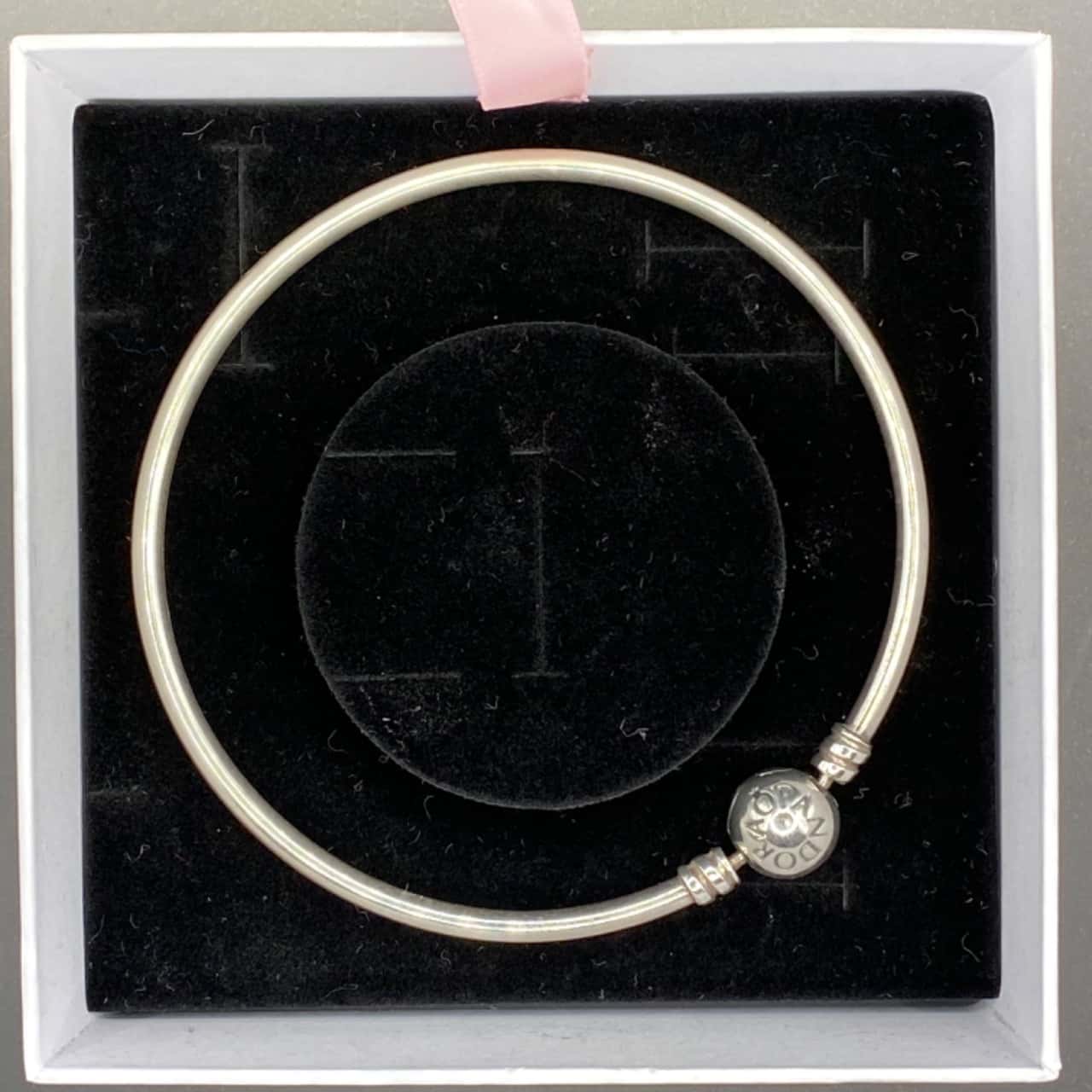Pandora Round Bracelet (s)
