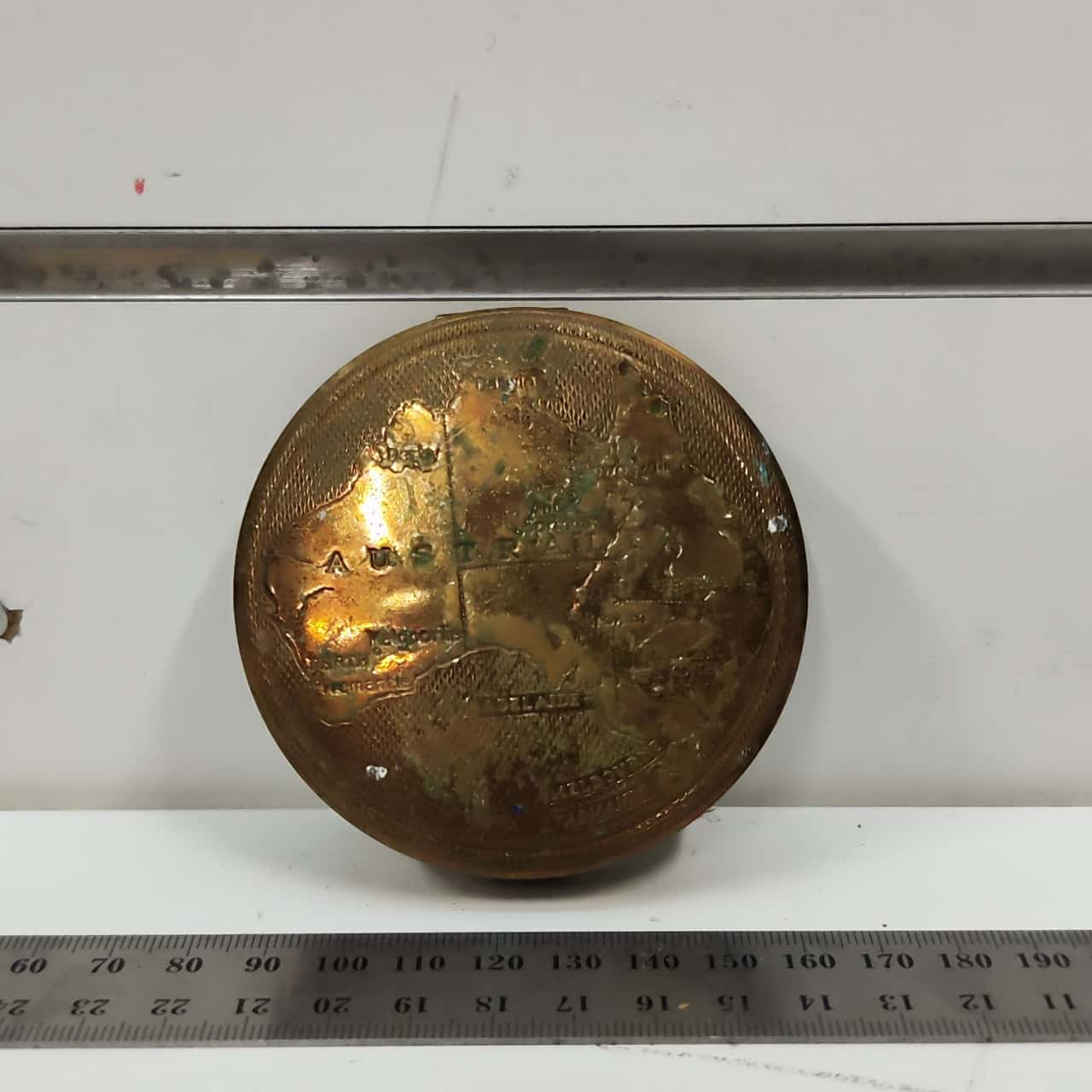 Vintage Pocket Mirror Australiana (s)