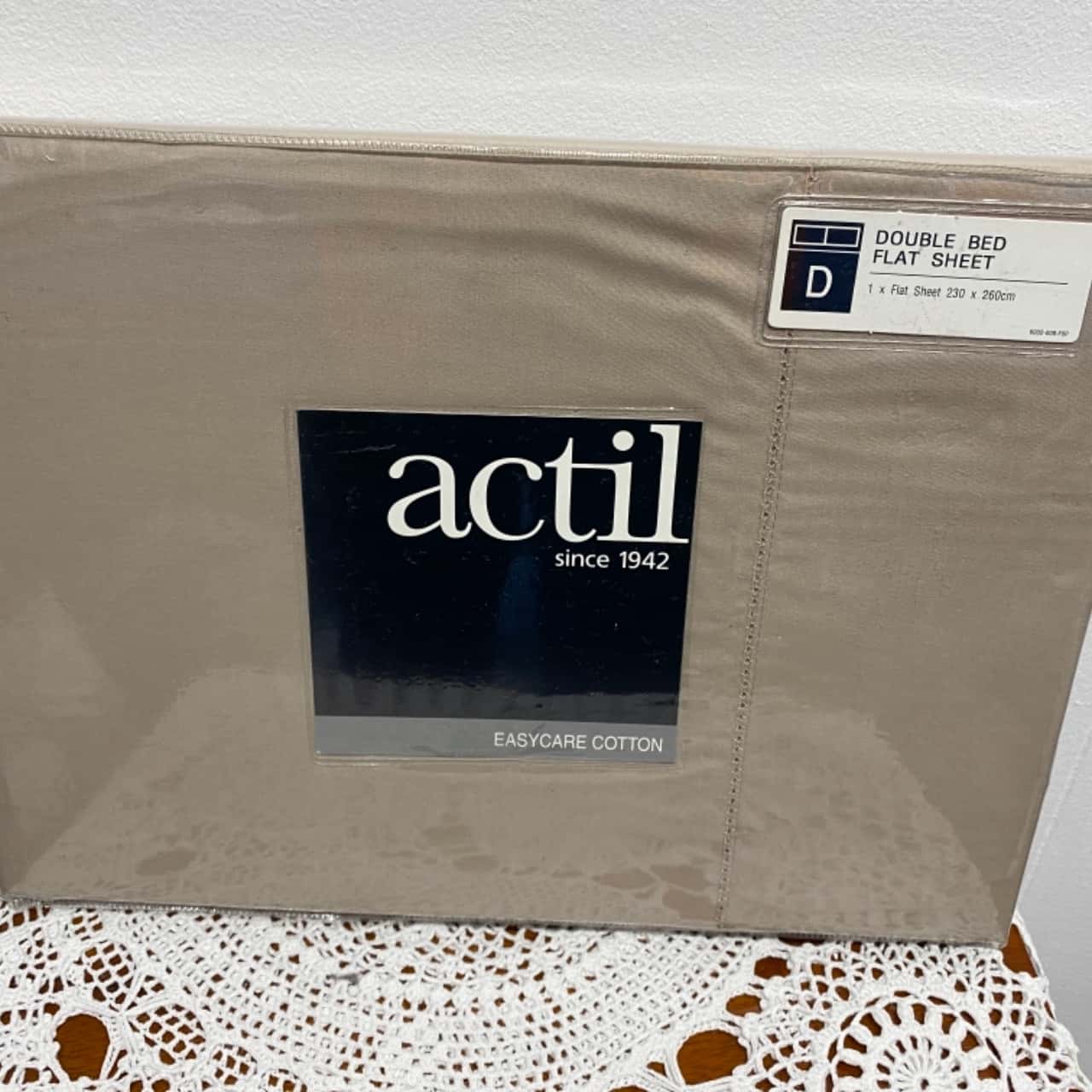 Actil double bed flat sheet bnwt(s)