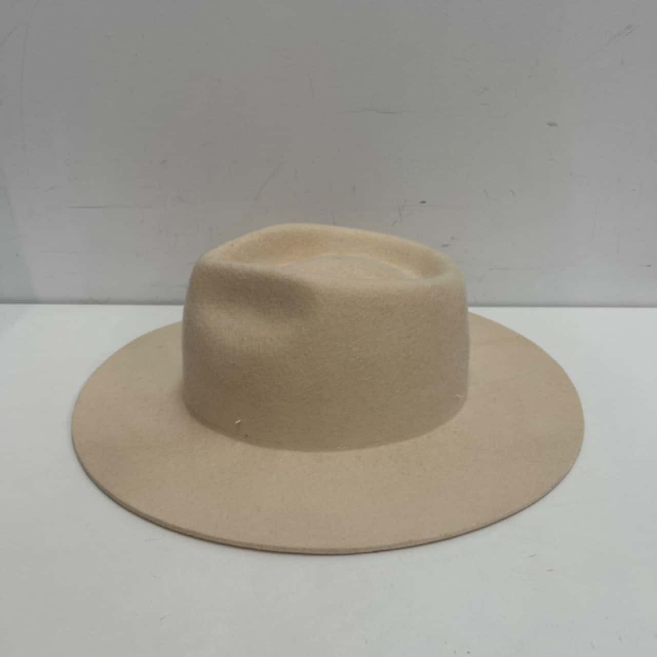 Lack of Color Size M Cream Fedora (s)