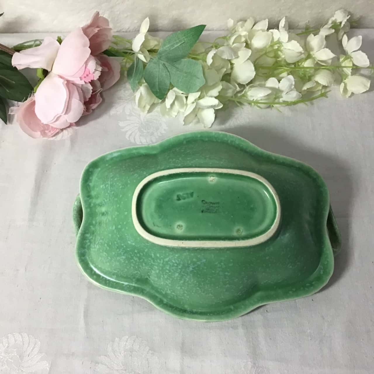 Vintage Crown Devon Green Speckled Pattern Scalloped Edge Two Handled ...