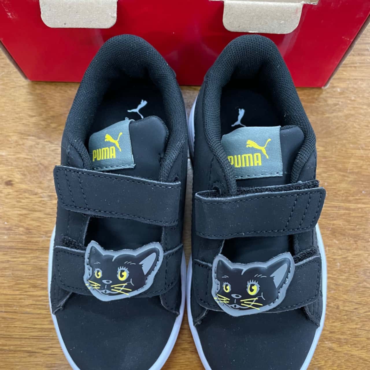 Puma Kids Size 9.5 Shoes Grey (s)