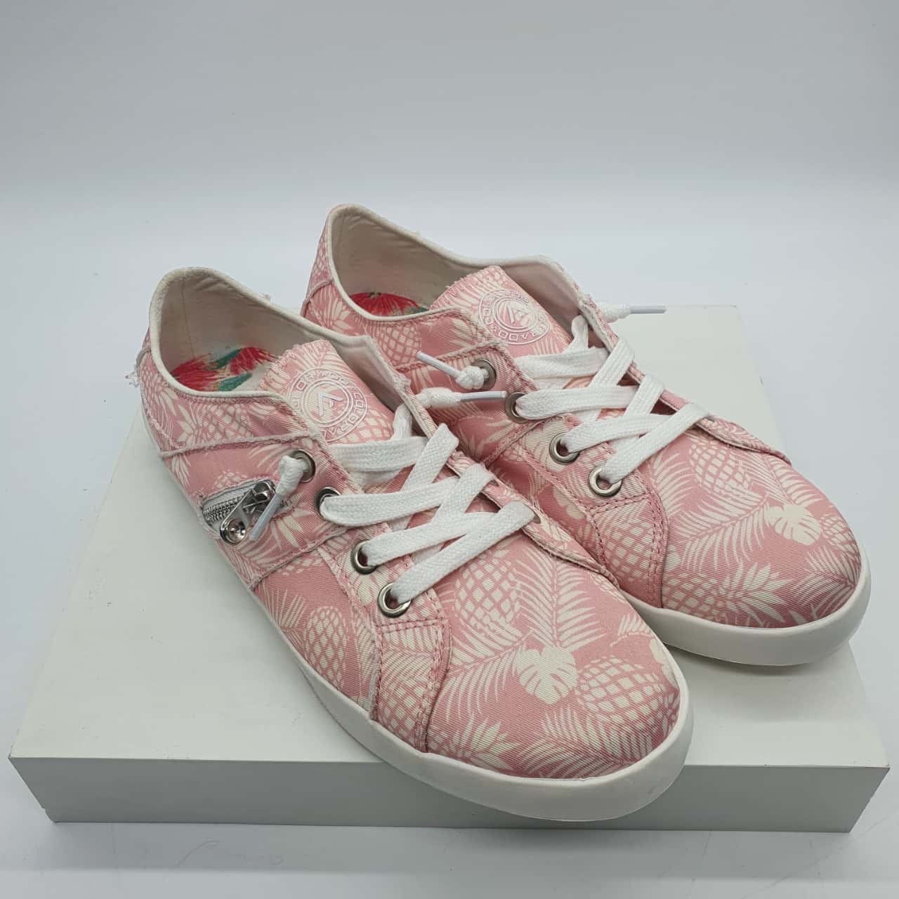 Colorado Womens Shoes Size 41 (s)