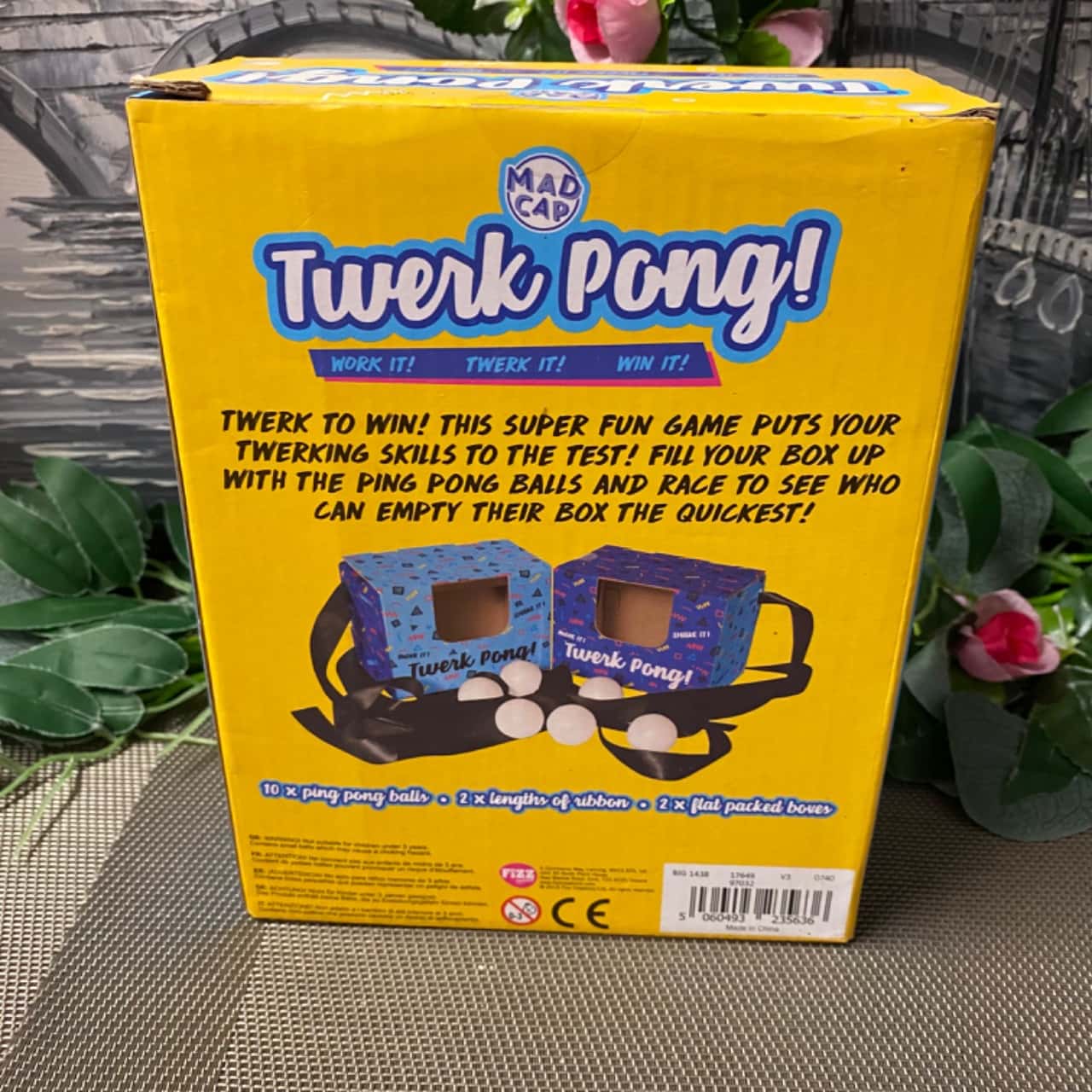 Twerk Pong - Brand new(s)