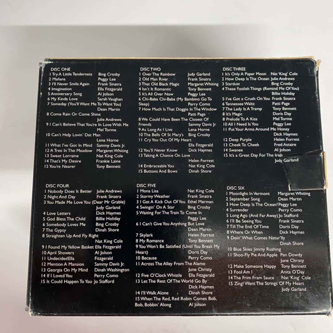 Crooners & Divas 10 CD Box Set(s)