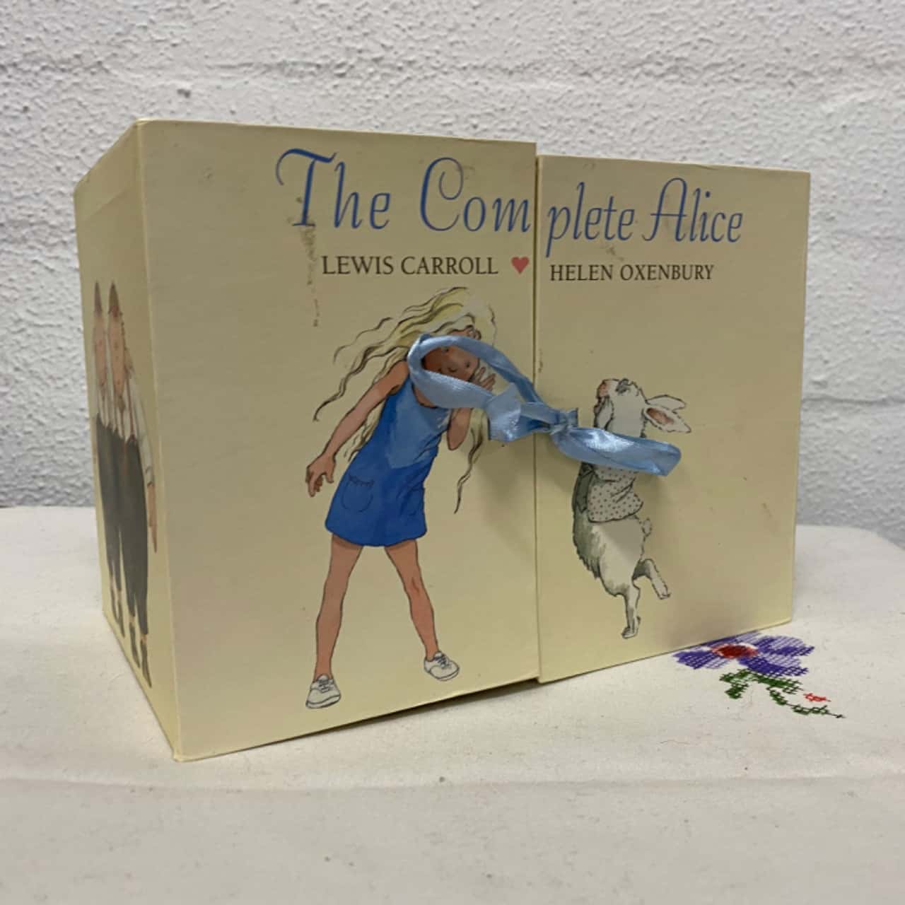 The Complete Alice collection by Lewis Carroll and Helen Oxenbury(s)