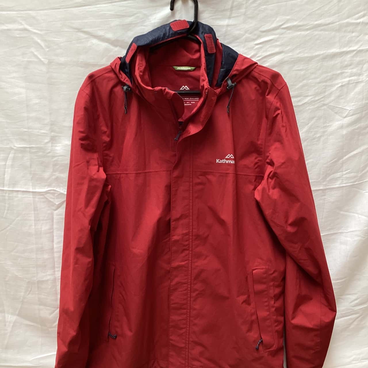 Kathmandu Unisex Size L Performance Jacket Red (s)