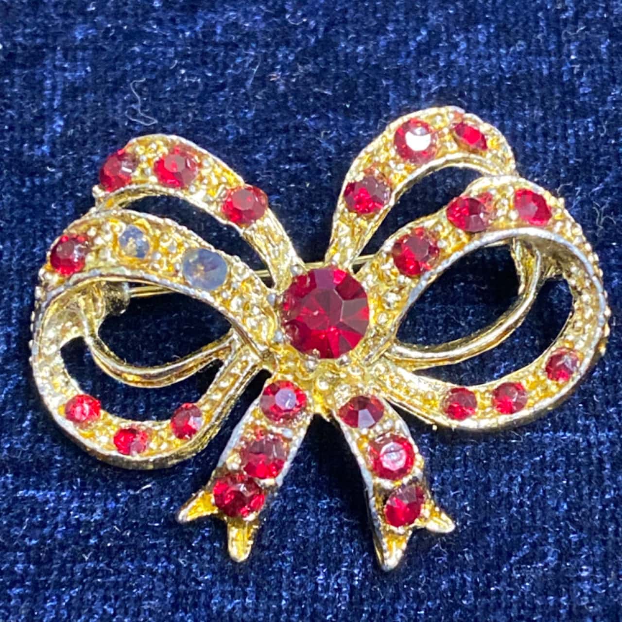 Vintage Red Diamante Bow Brooch (s) - Used Fair | Salvos Stores