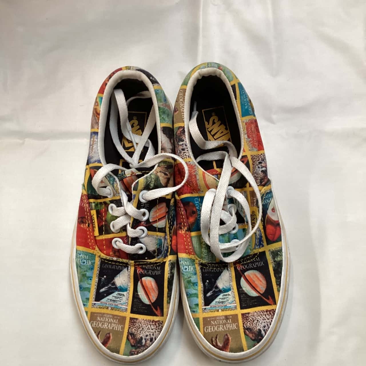 Vans Womens Size 36 Pattern Shoes