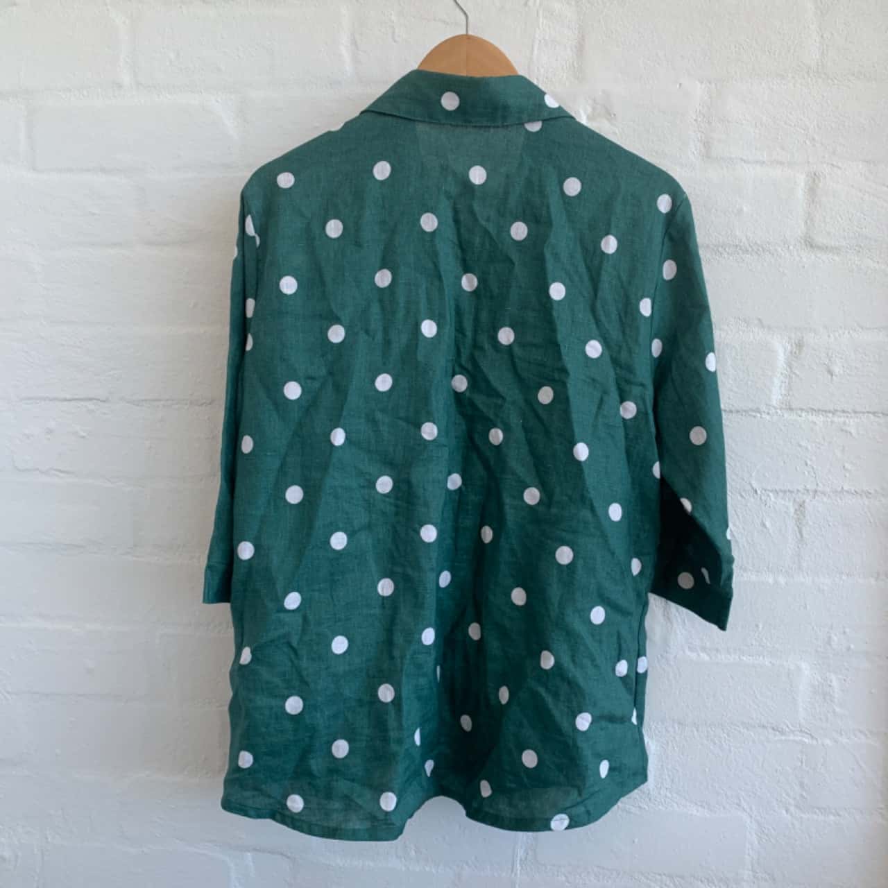 Billydream Medium Linen Green Button Up(s)