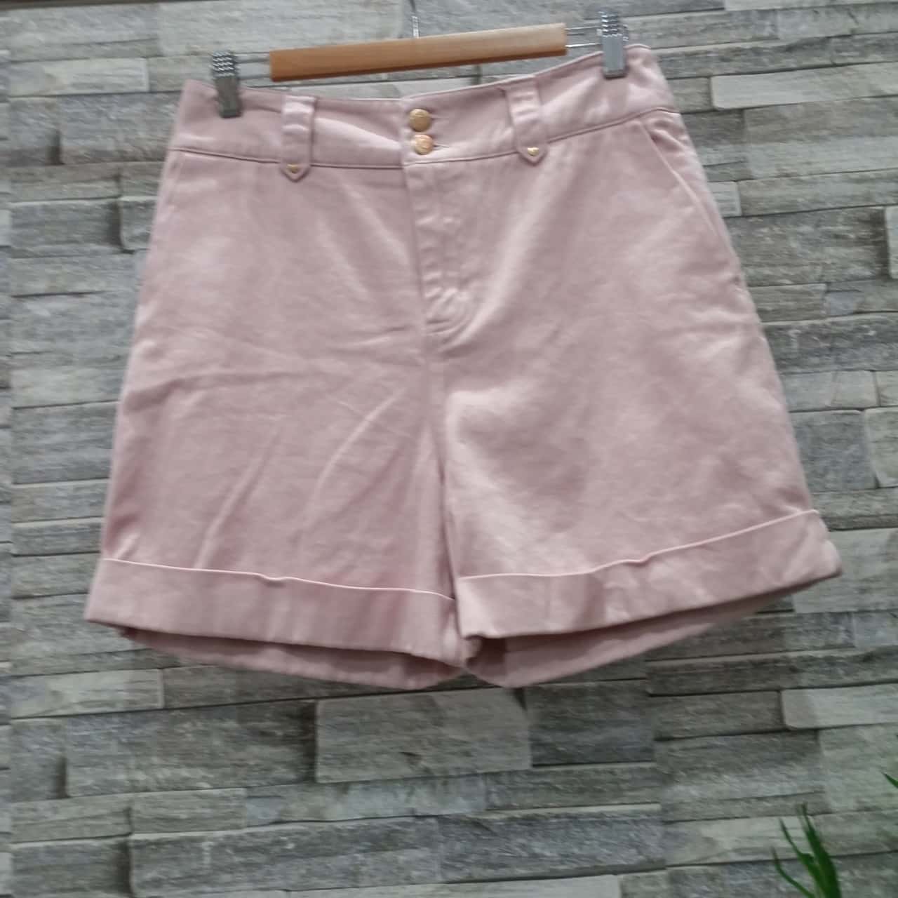 Review Womens Size 8 Shorts Pink (s)