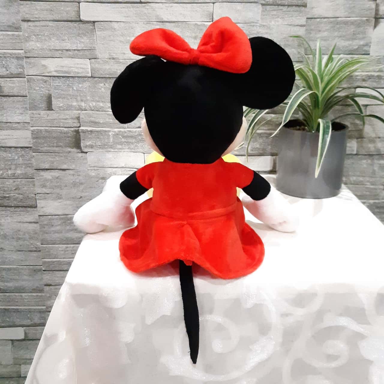 Disney Weighted Minnie Mouse