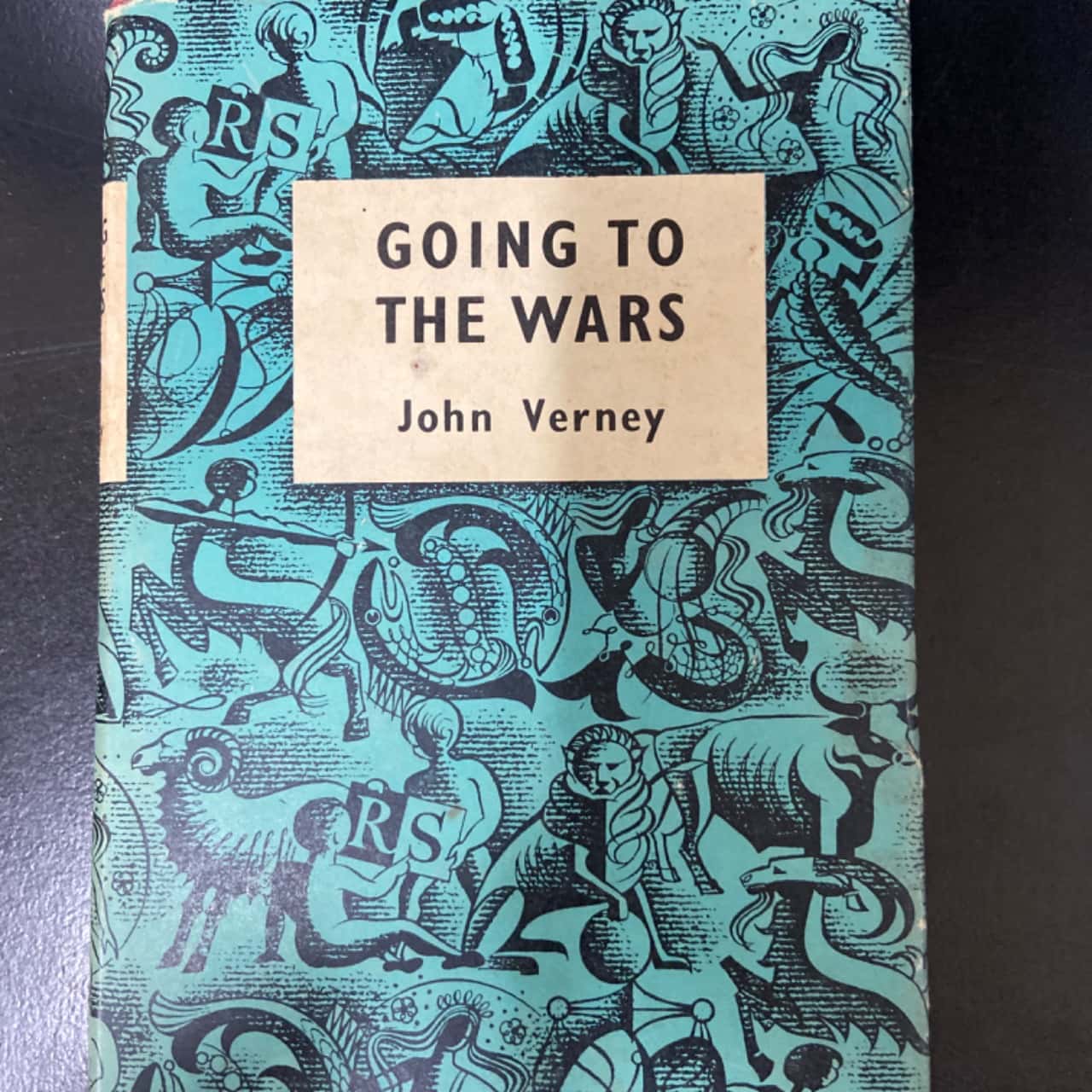 Going To The Wars - John Verney