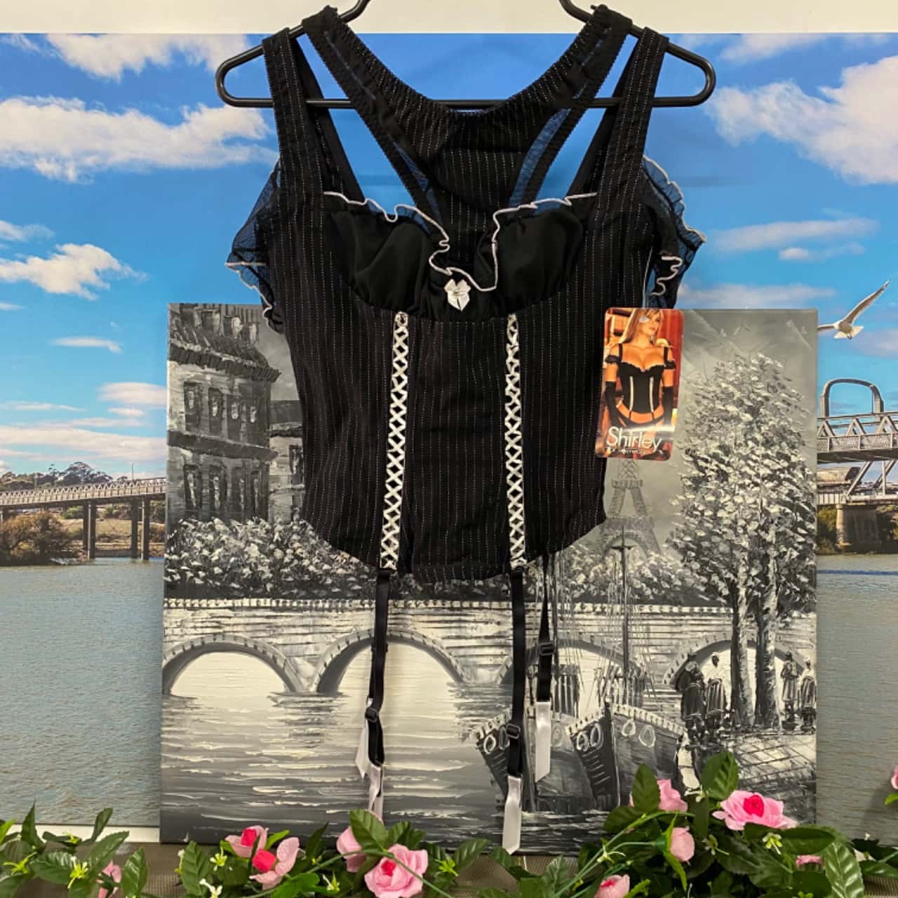 Womens black & white corset Size 12 -New (s)