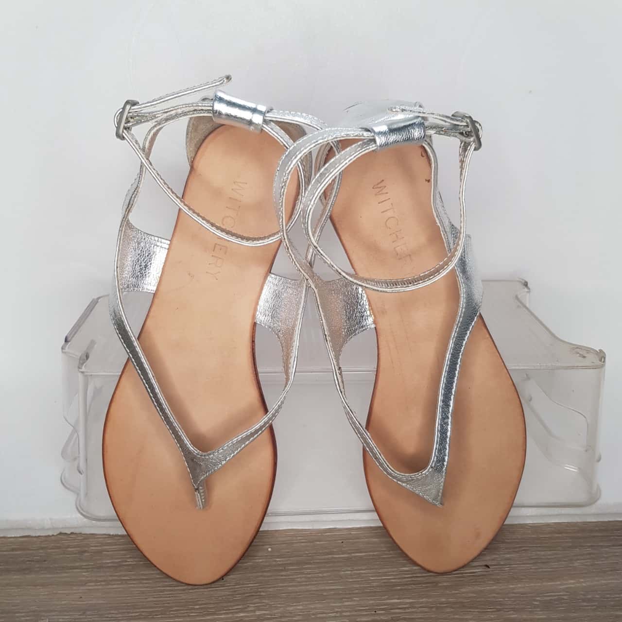 WITCHERY SILVER TOE SANDAL