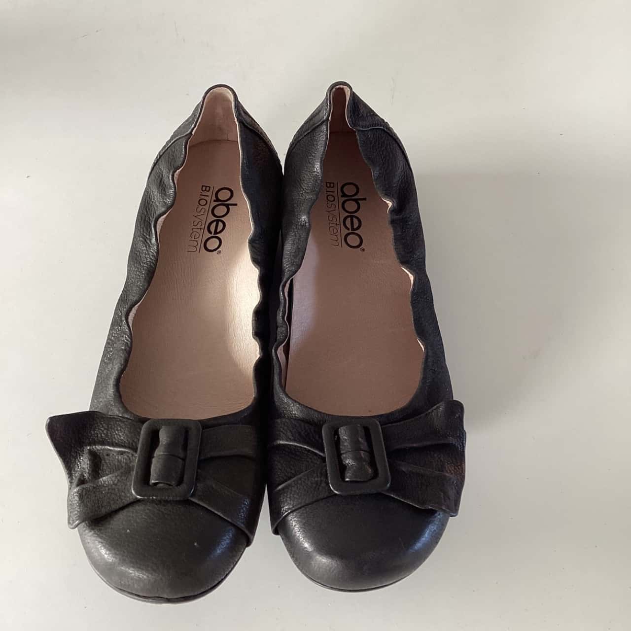 Abeo B.I.O system Womens Size 8 Black court shoe