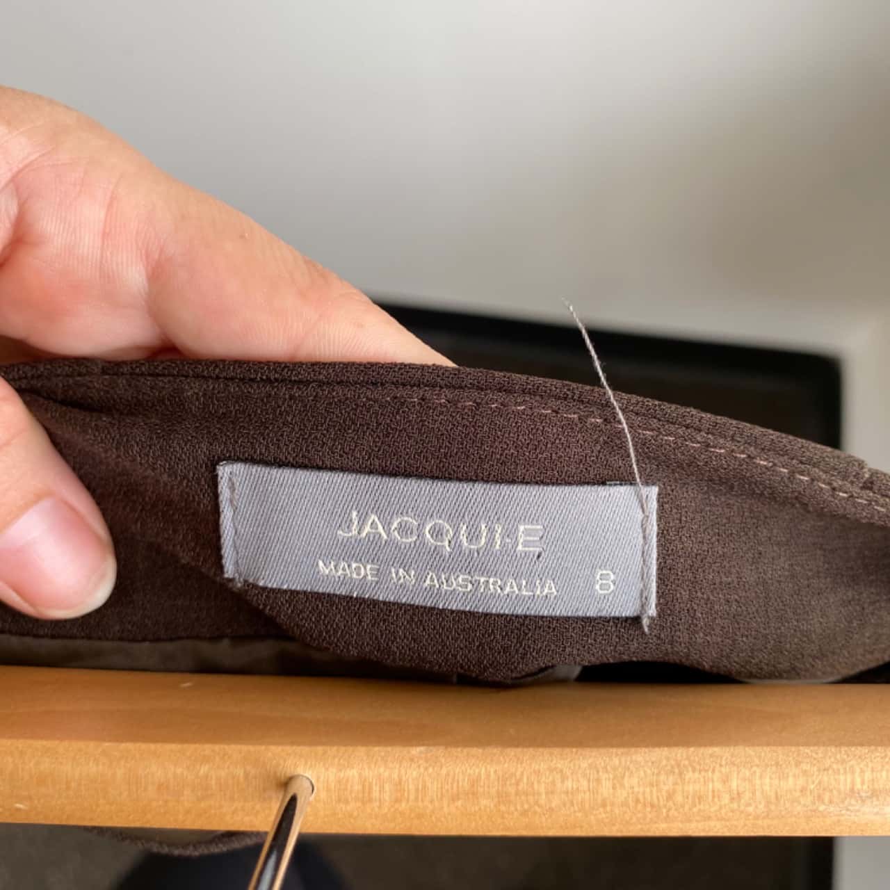 Retro Jacqui-E Skirt Suit Brown Australian Made Size 8 / S (s)