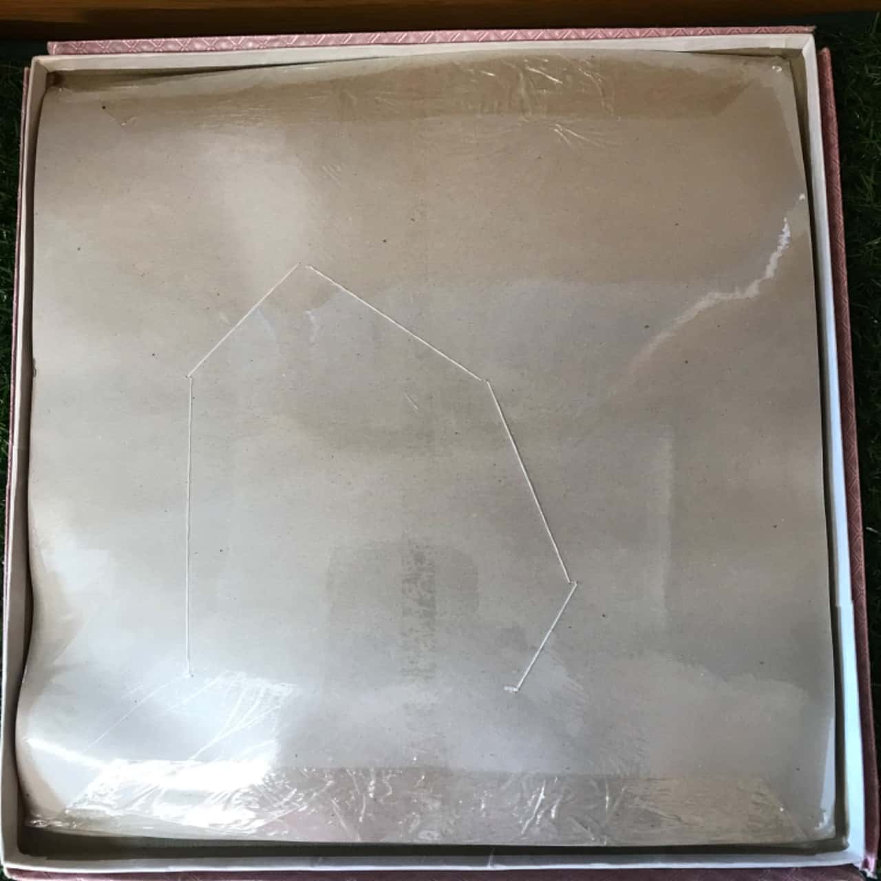 Vintage Hand Embroidered Tea Set with 4 Serviettes To Match(s)