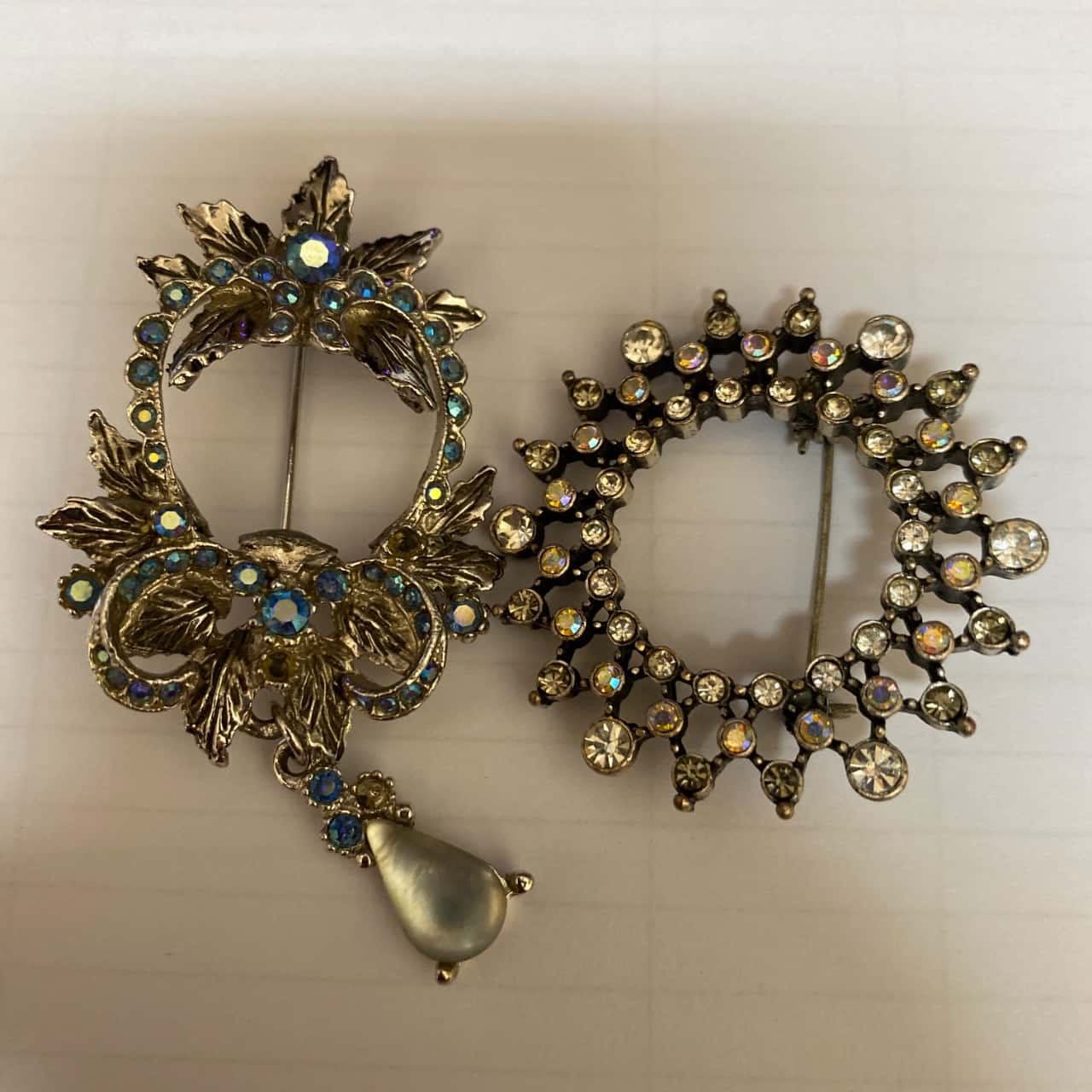 Womens Brooch X2