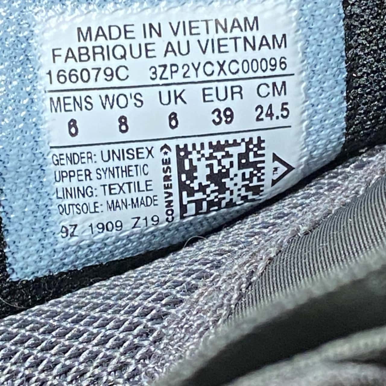 Converse Black Sneakers Size M6 W8