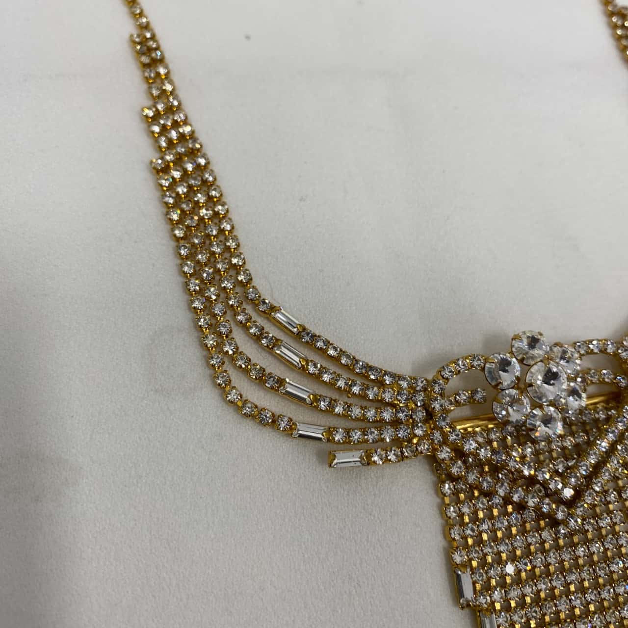 Unbranded Women's Blinky Necklace Costume Jewellery (s)