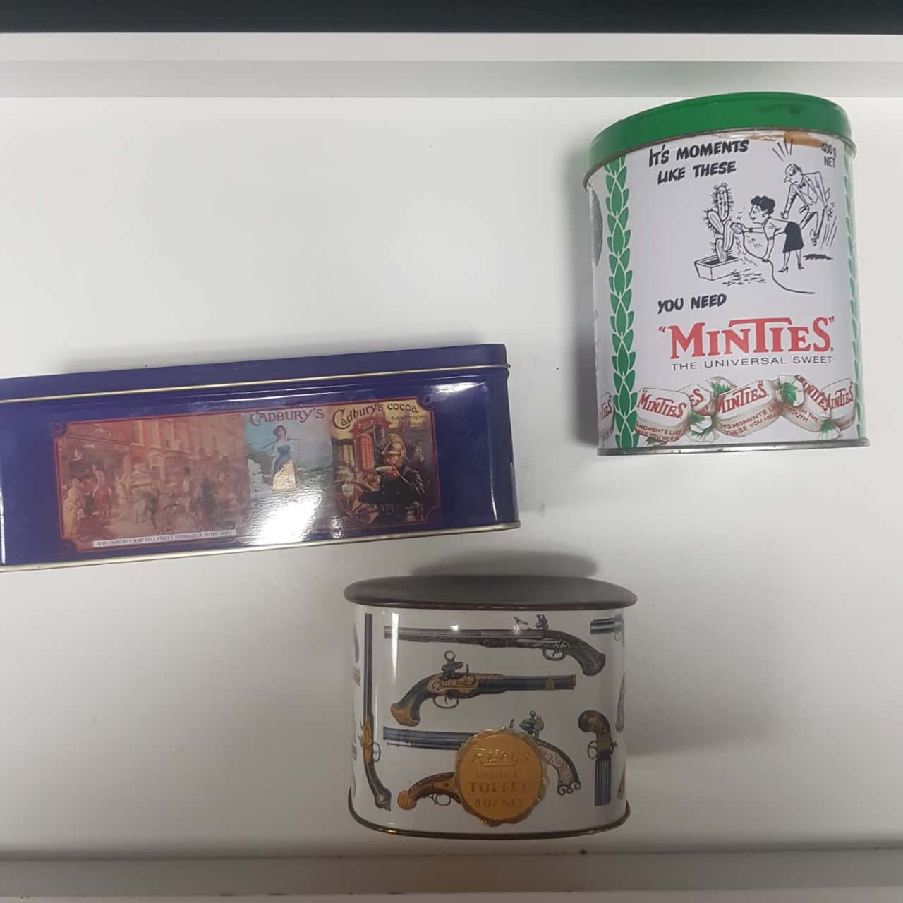 Set of 3 tins.(s) - Used Good | Salvos Stores