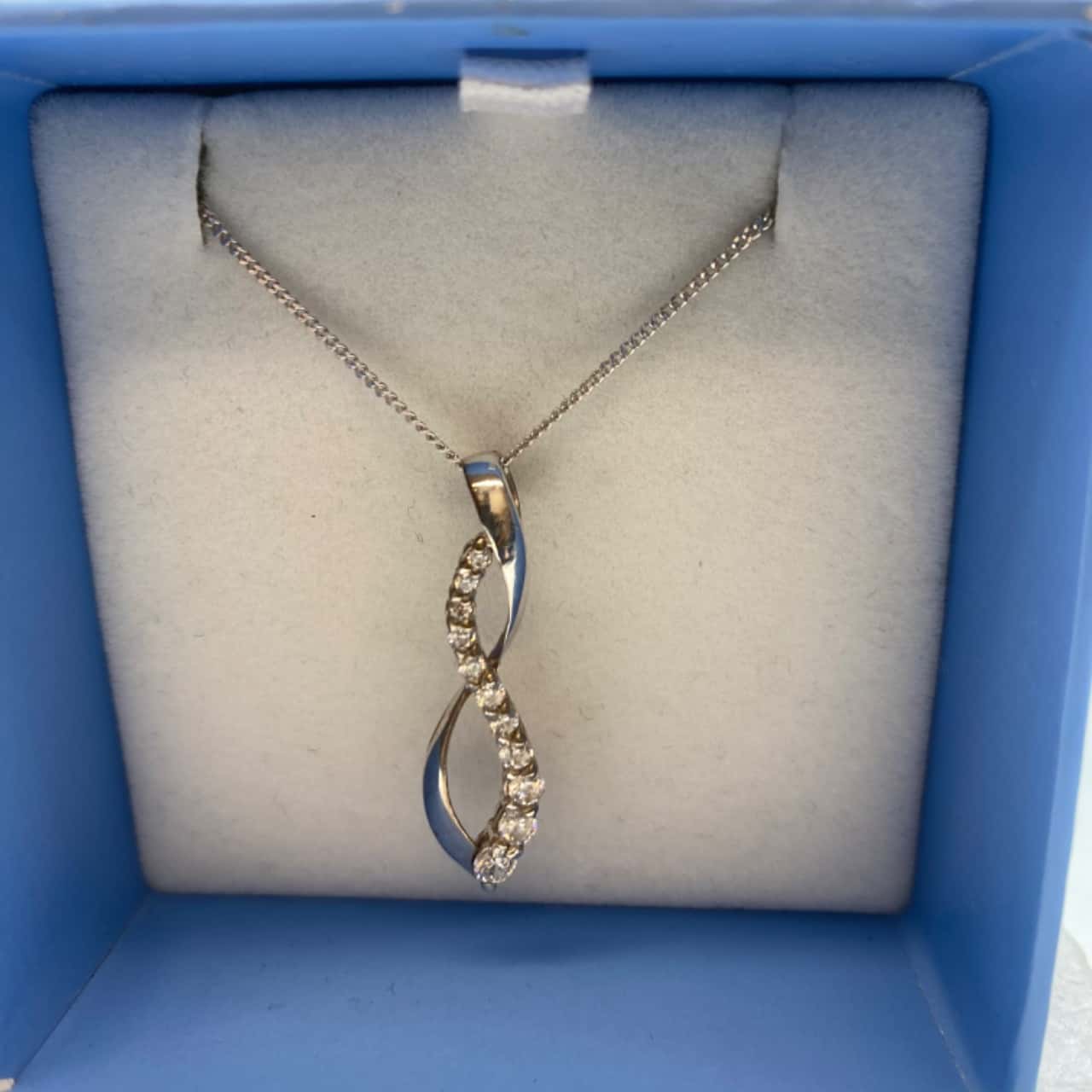Womens 45 cm 925 Silver Necklace Chain with Cubic Zirconia Infinity Drop from Bevilles in Blue ...