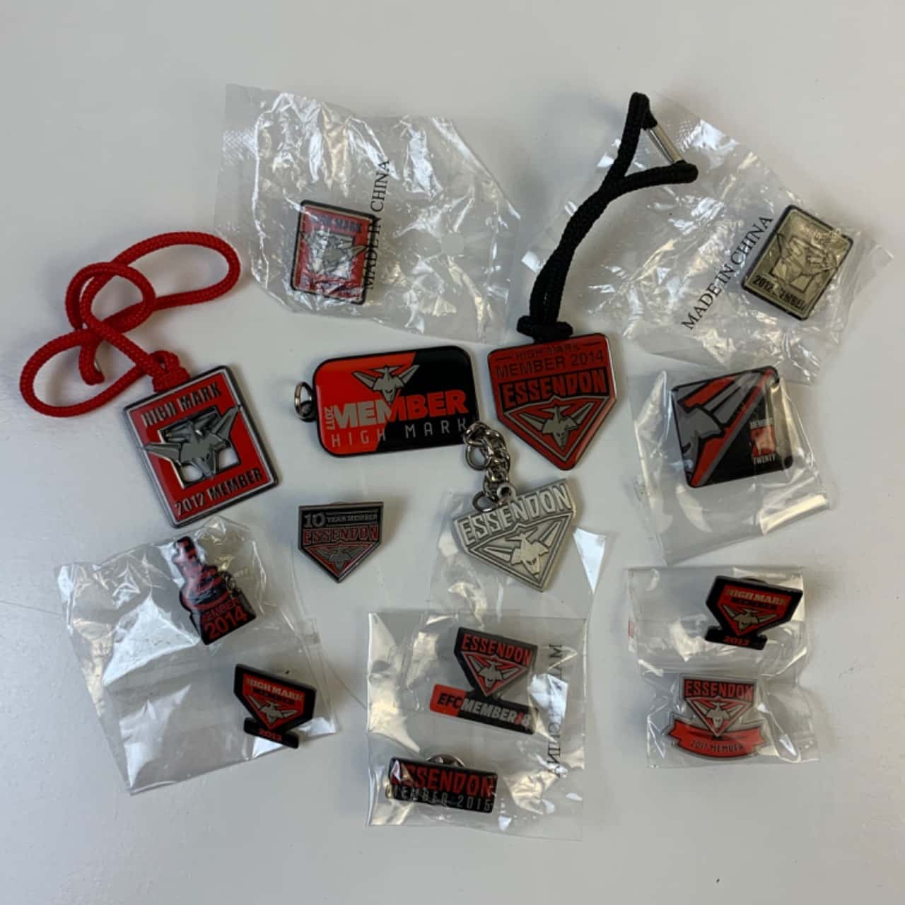 Essendon Bombers AFL High Mark Member Pins & Keyrings incl. Rare 10 ...