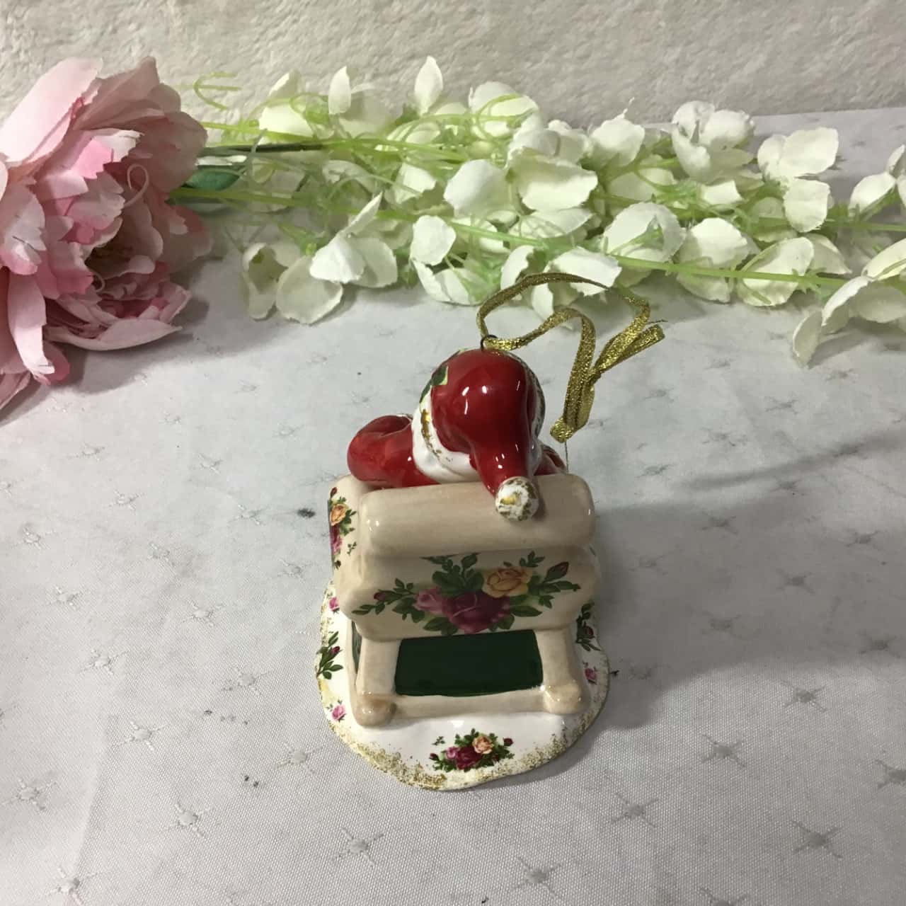 Royal Albert Hand Painted Musical “Santa with Cat" Porcelain Hanging ...