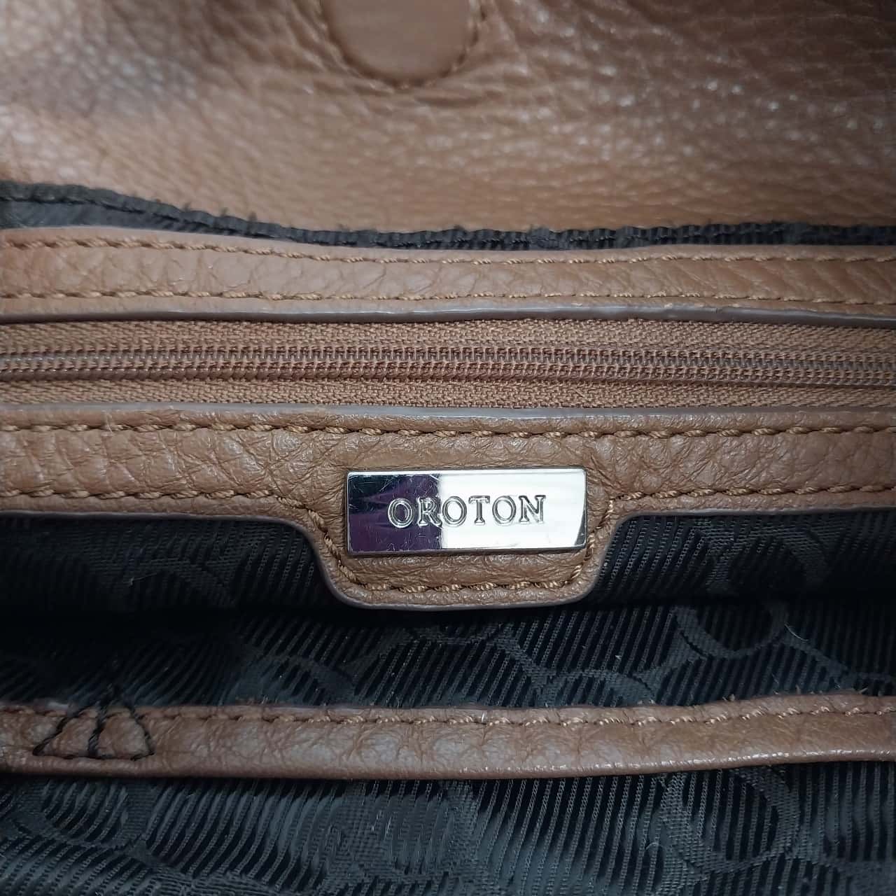 Oroton ladies Handbag, leather, Brown (s)