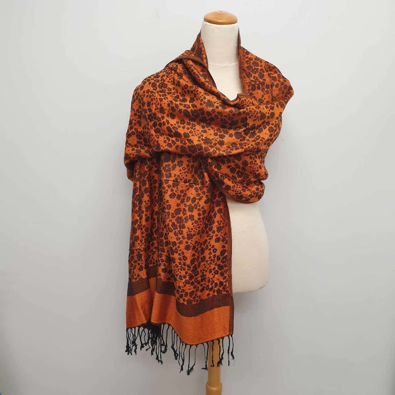 Stunning Super Classy Copper /Rust Coloured & Black Dappled Animal ...