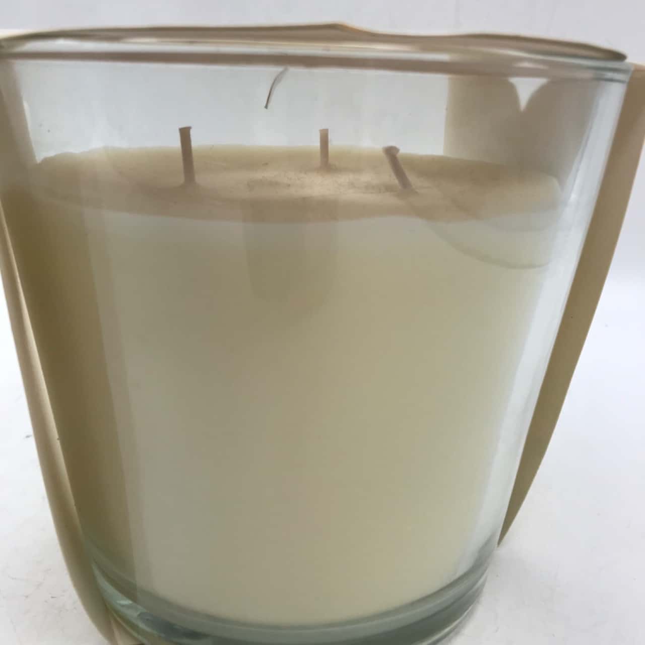 NWOT Wicks & Wax Large 450G Triple Wick Candle Beautiful Vanilla ...