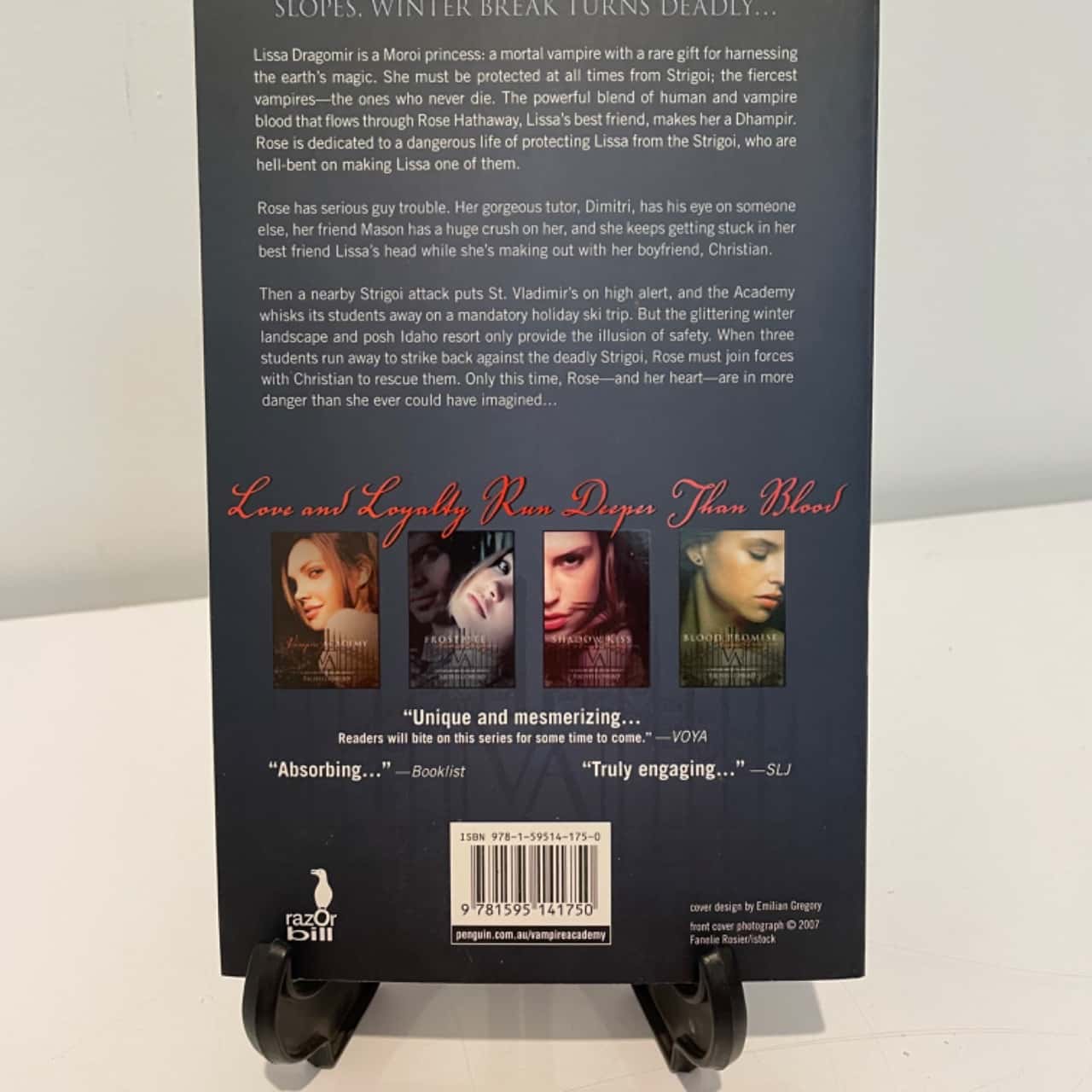 Frostbite- A Vampire Academy Novel