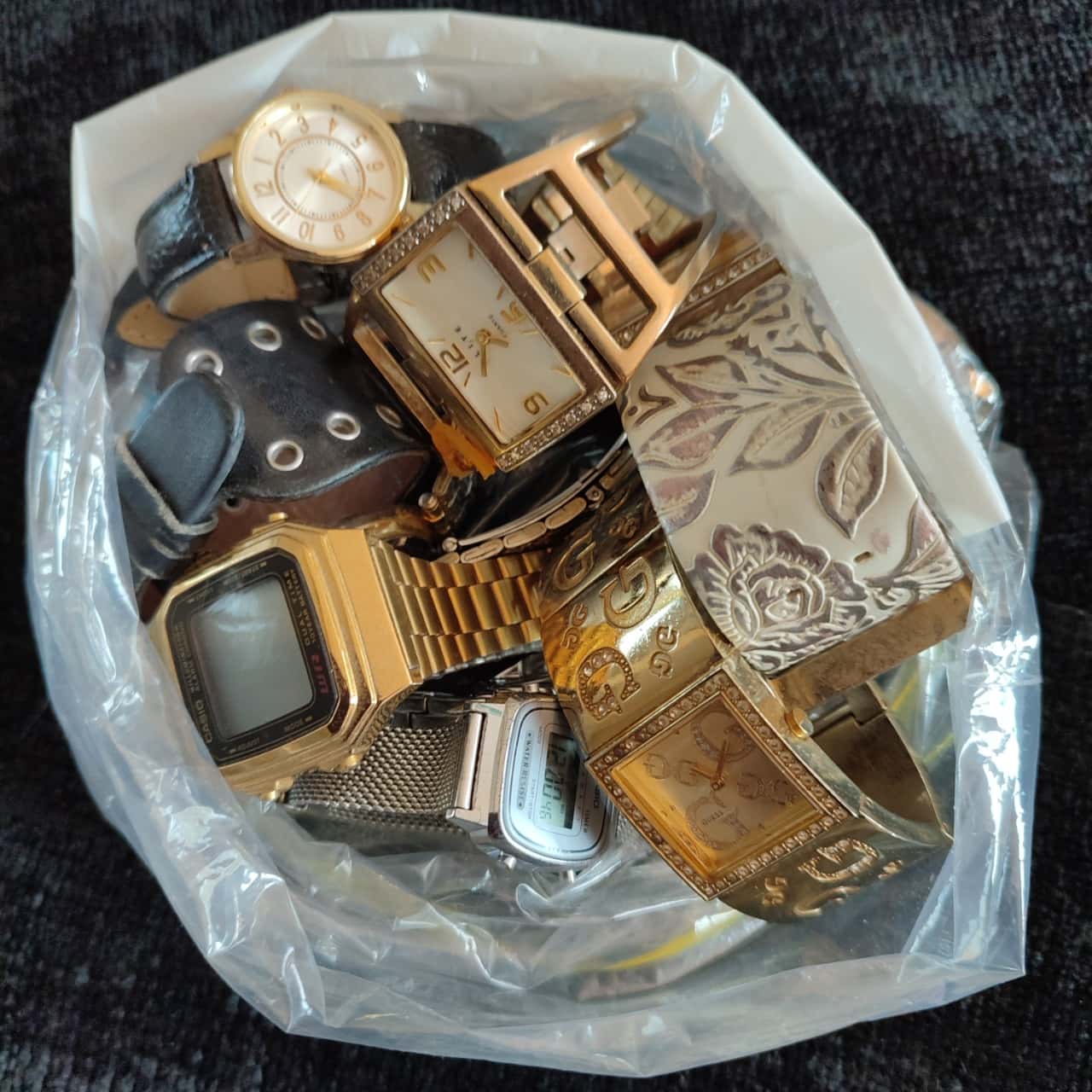 1/2 kg Assorted Non Working Watches(s) - Used Good | Salvos Stores