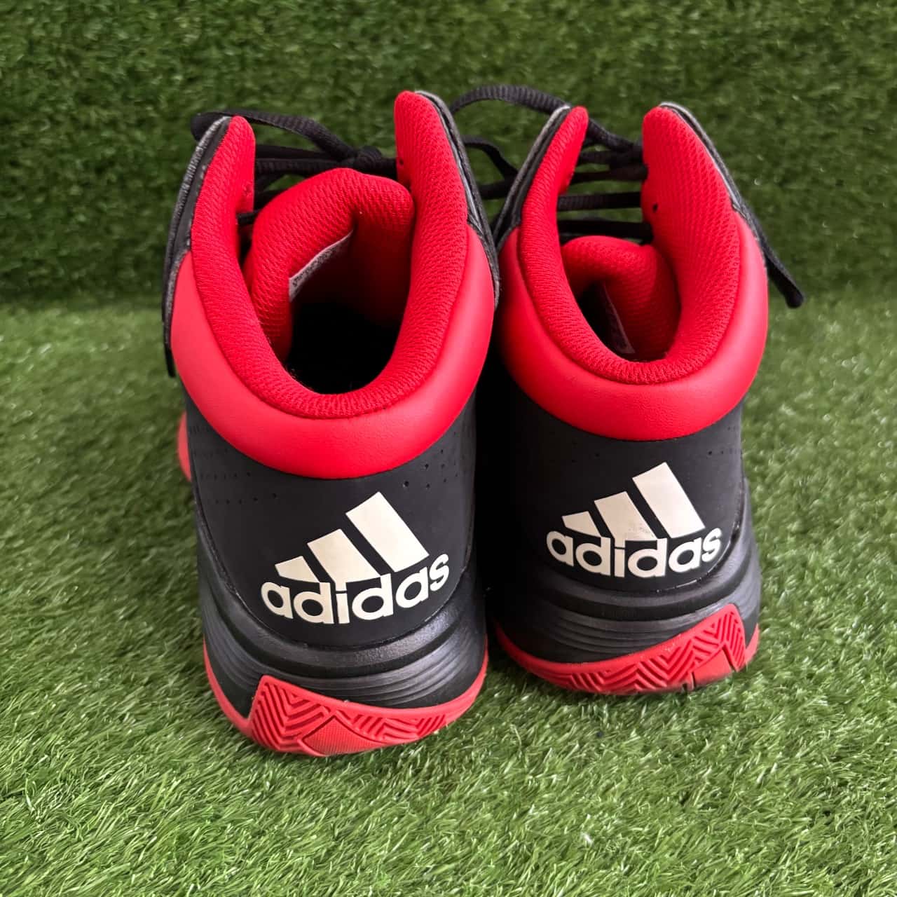 Adidas Cross ‘Em 4 Black & Red Sneakers Size 8 US