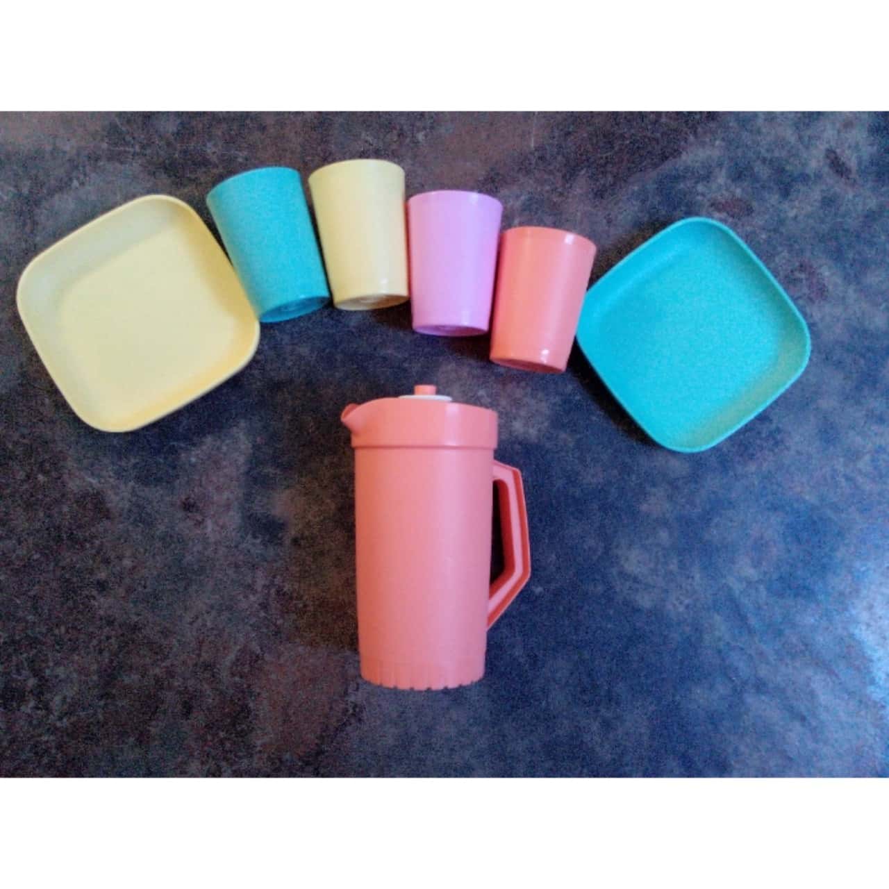 Assorted Vintage Tupperware Items(s)
