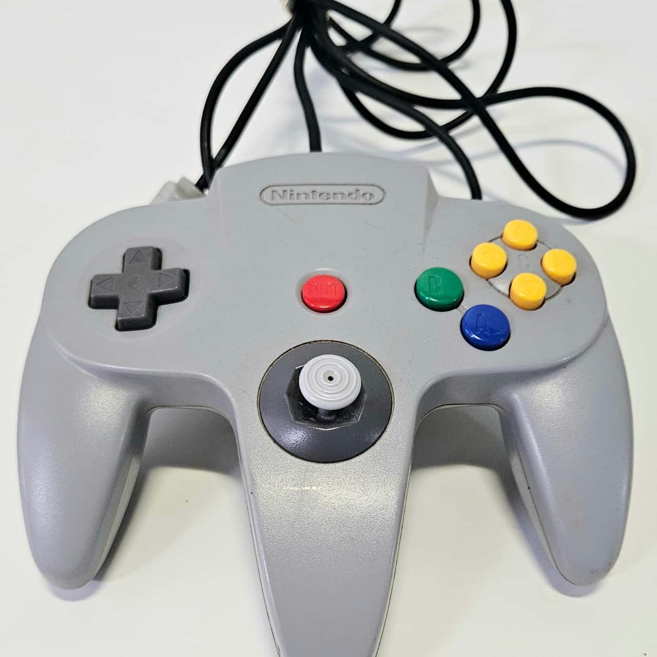 Official Nintendo N64 Grey Controller. (NOT TESTED).(s)