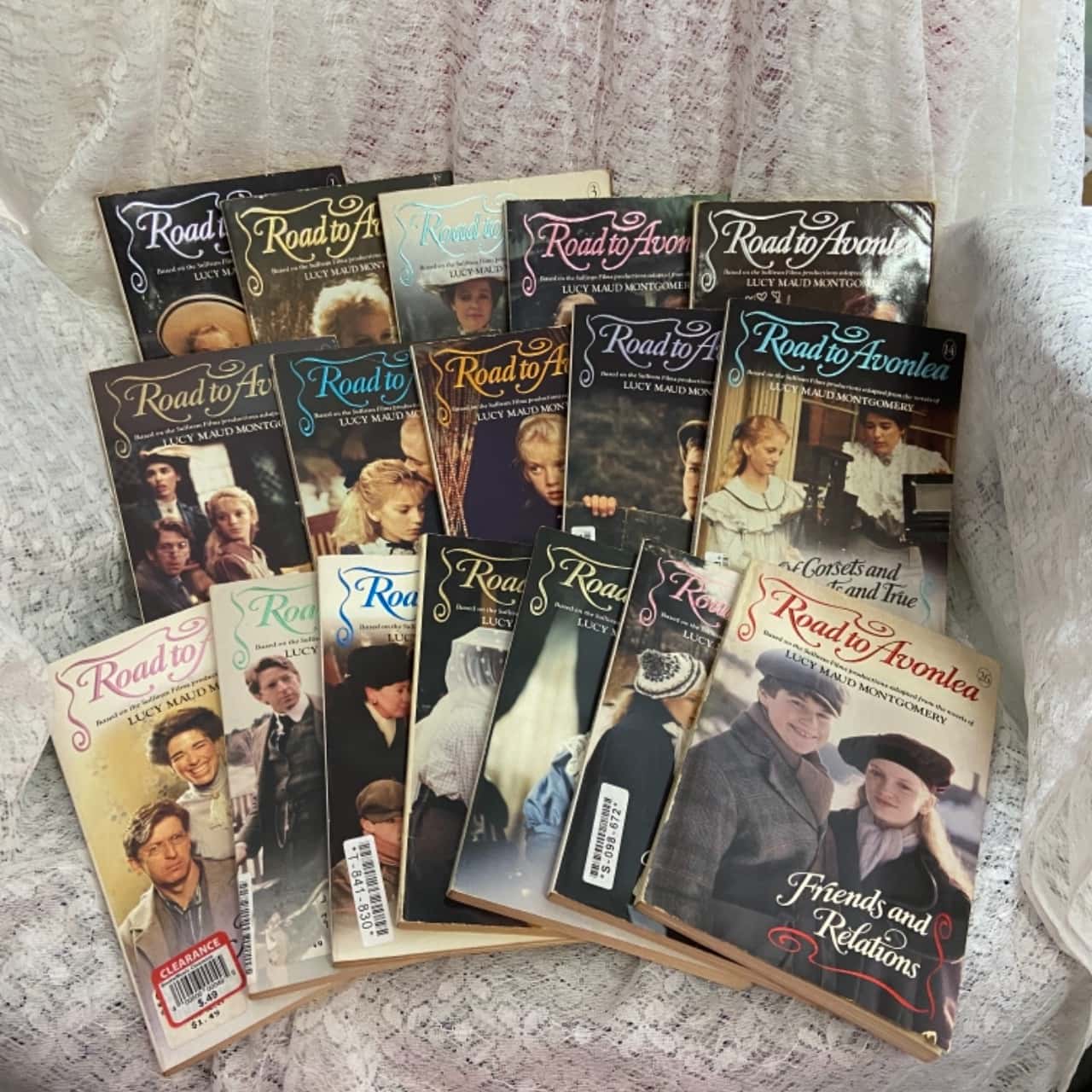 17 Assorted Paperback Books from Road to Avonlea Series (1995)(s)