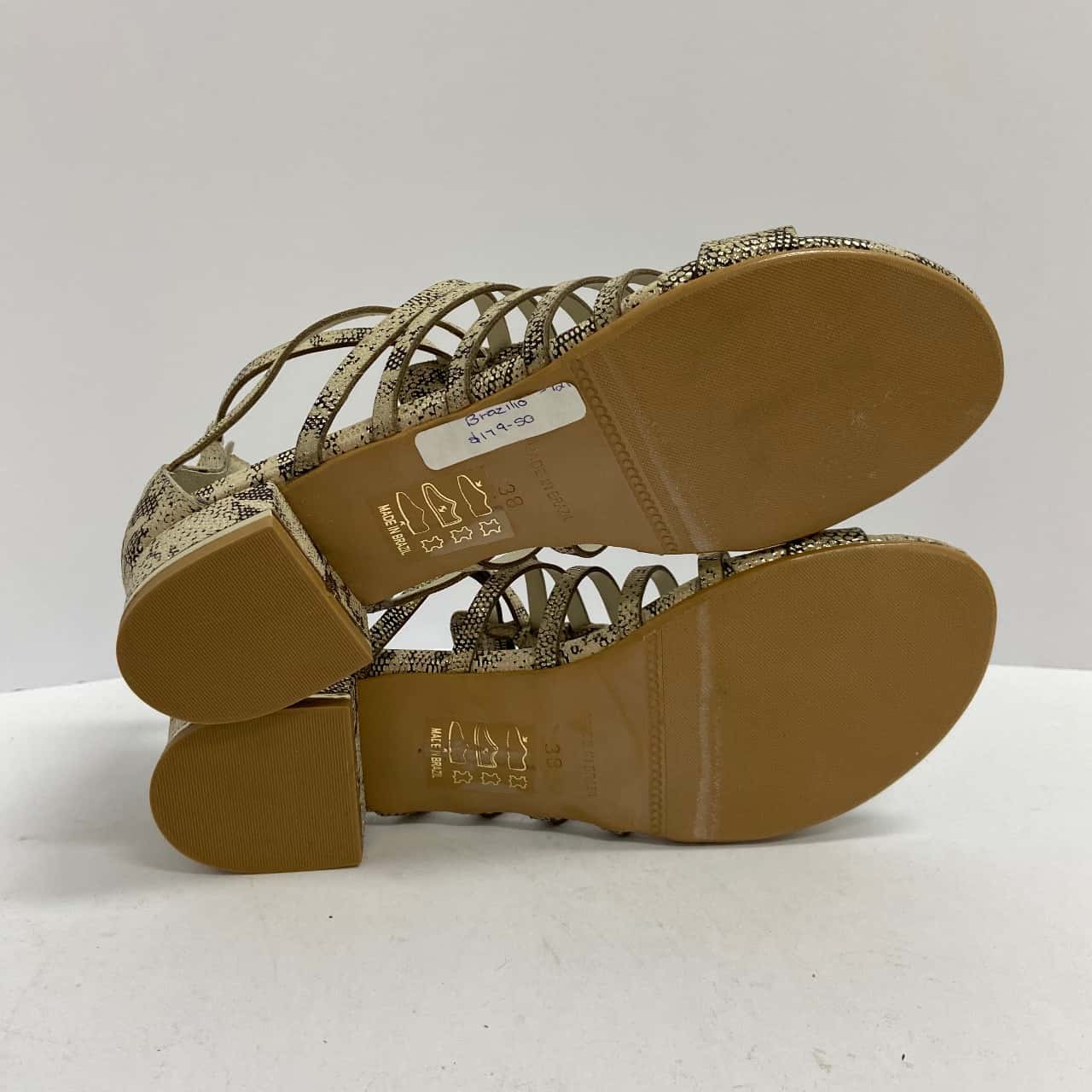 NEW Brazilio Womens Size 38 Sandals (s)