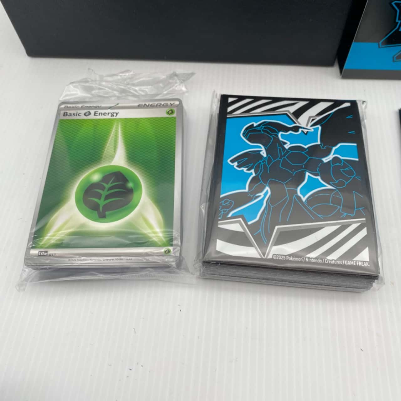 Pokémon Black Bolt Pokémon Center Elite Trainer Box, Opened with ...