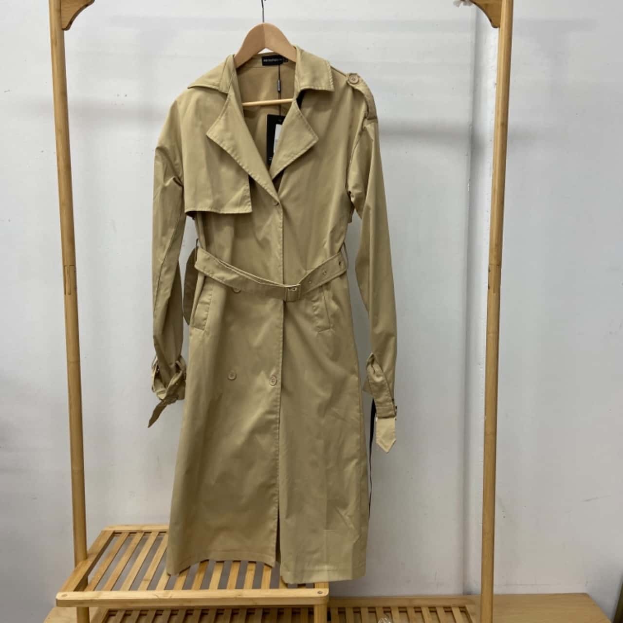 BNWT Pretty Little Thing Womens Size 8 Trench Coat Beige (s)