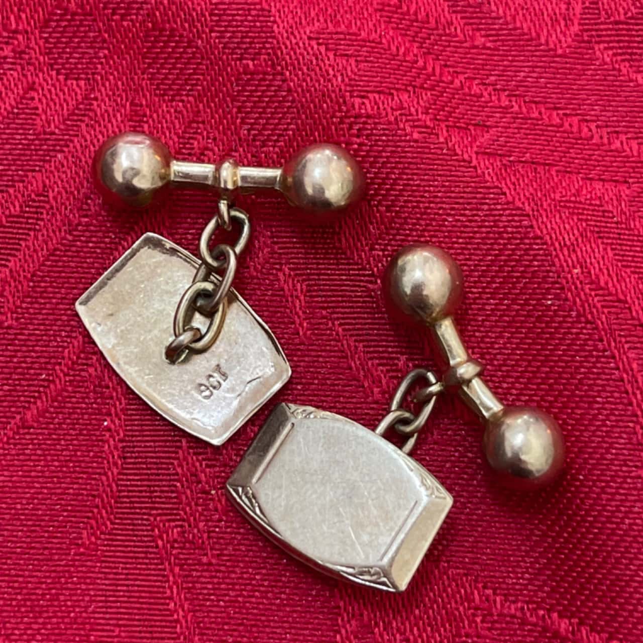 9ct Mens Cufflinks Gold, edge swirl detailing, ball and link attachment ...