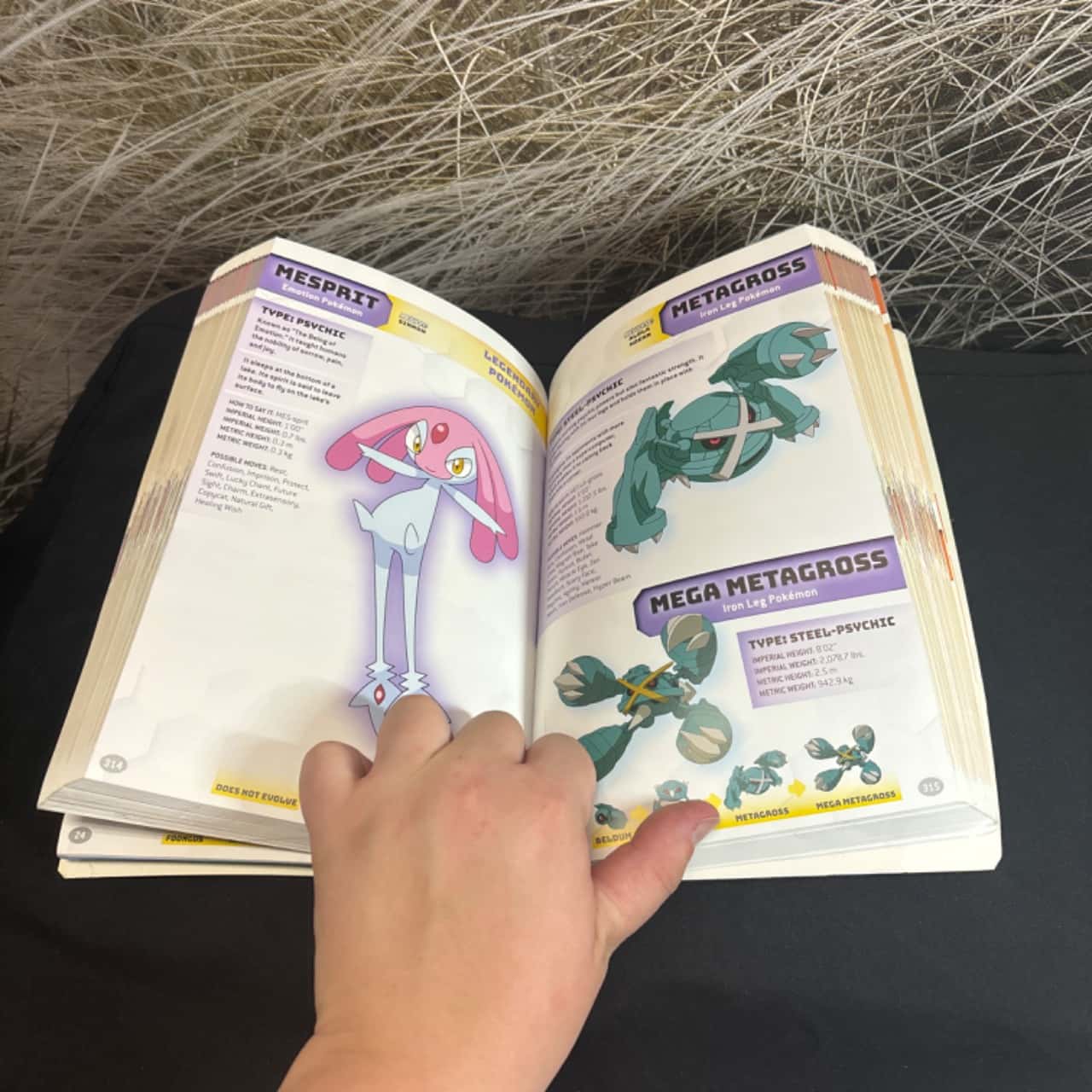 Pokemon super extra deluxe essential handbook