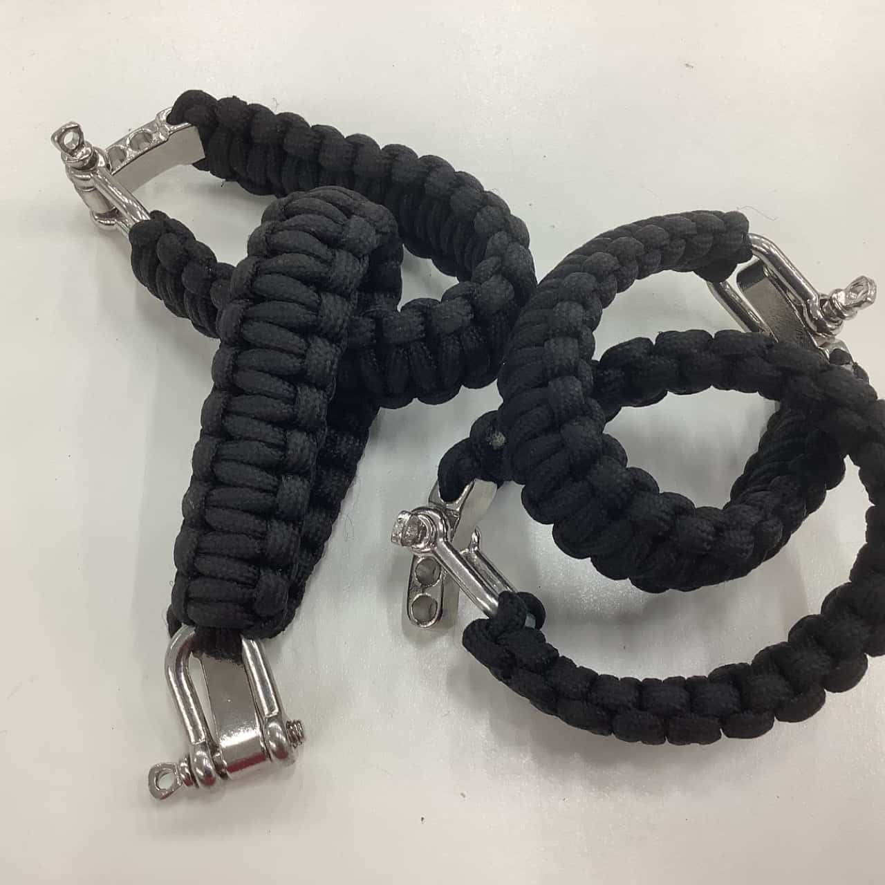 Paracord Survival Bracelets with D shackles. Set of 4 Black