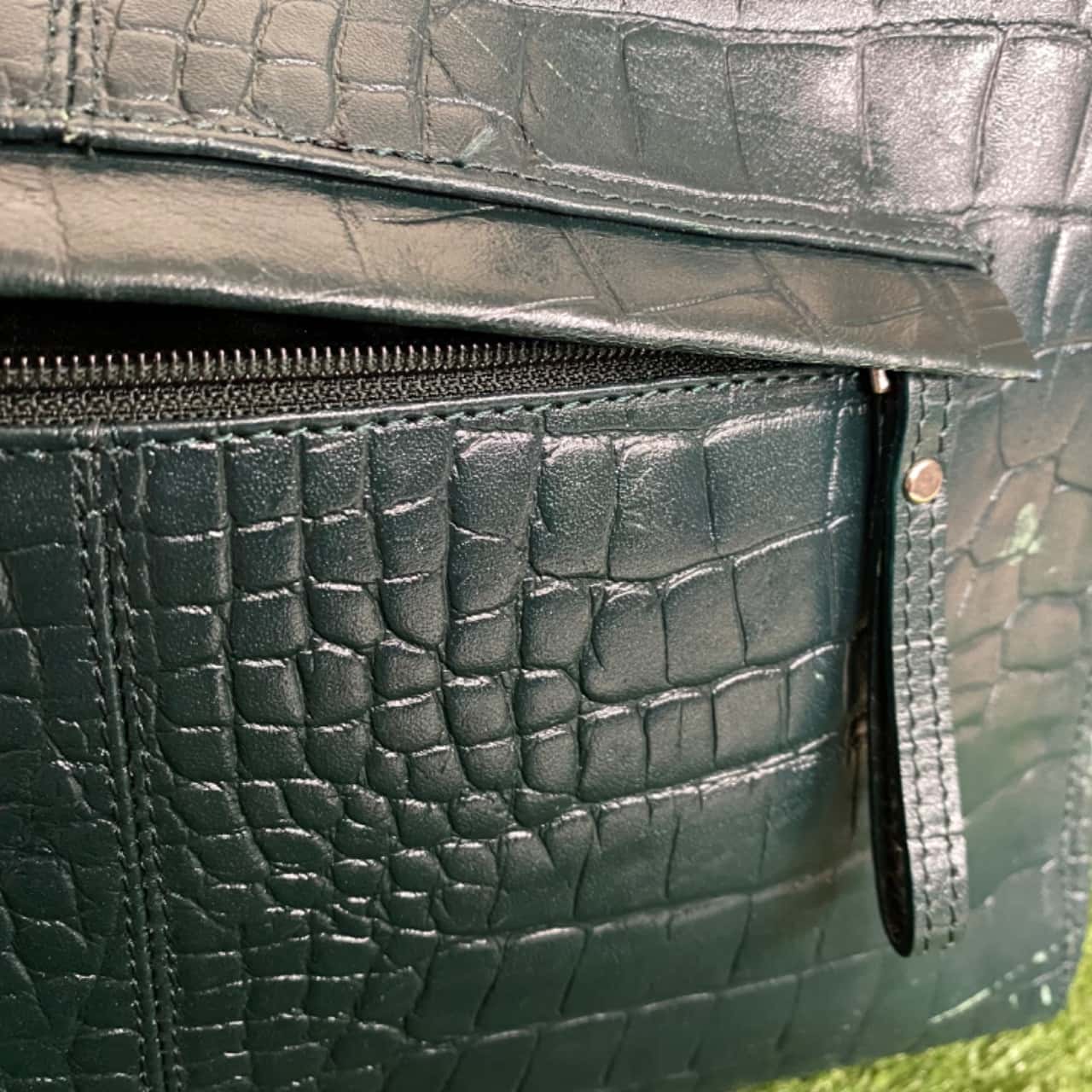 Annapelle Forest Green Crocodile Print Leather Handbag(s) - Used Good ...