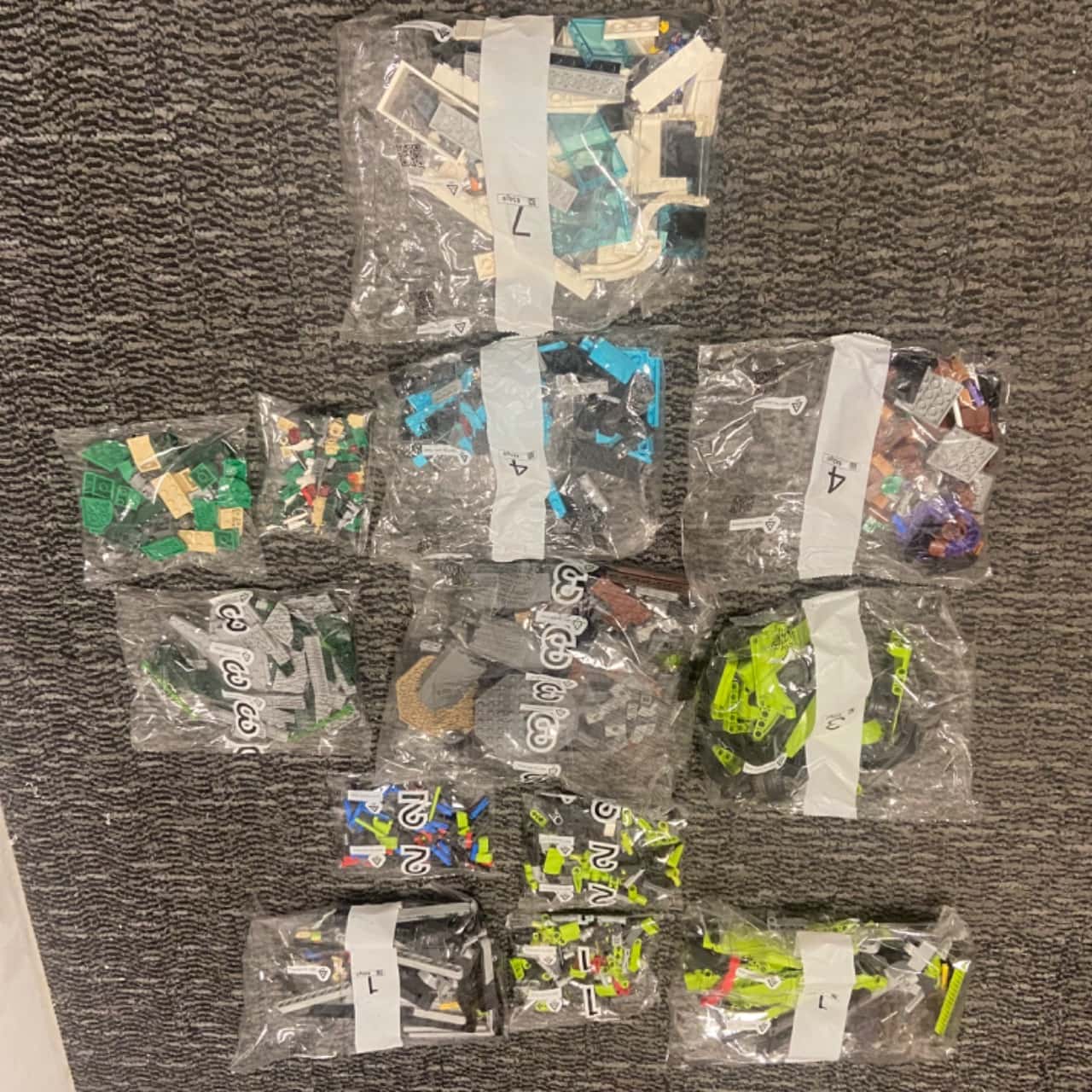 Lego - Mixed Sealed Lego bags - No Complete Sets, All New